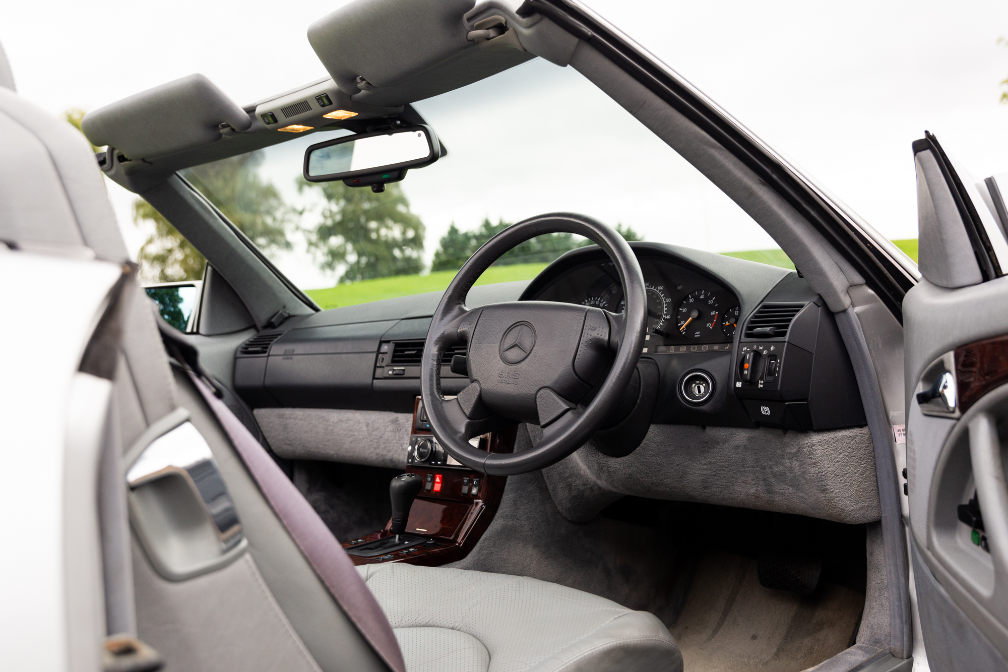 1997 MERCEDES-BENZ (R129) SL500