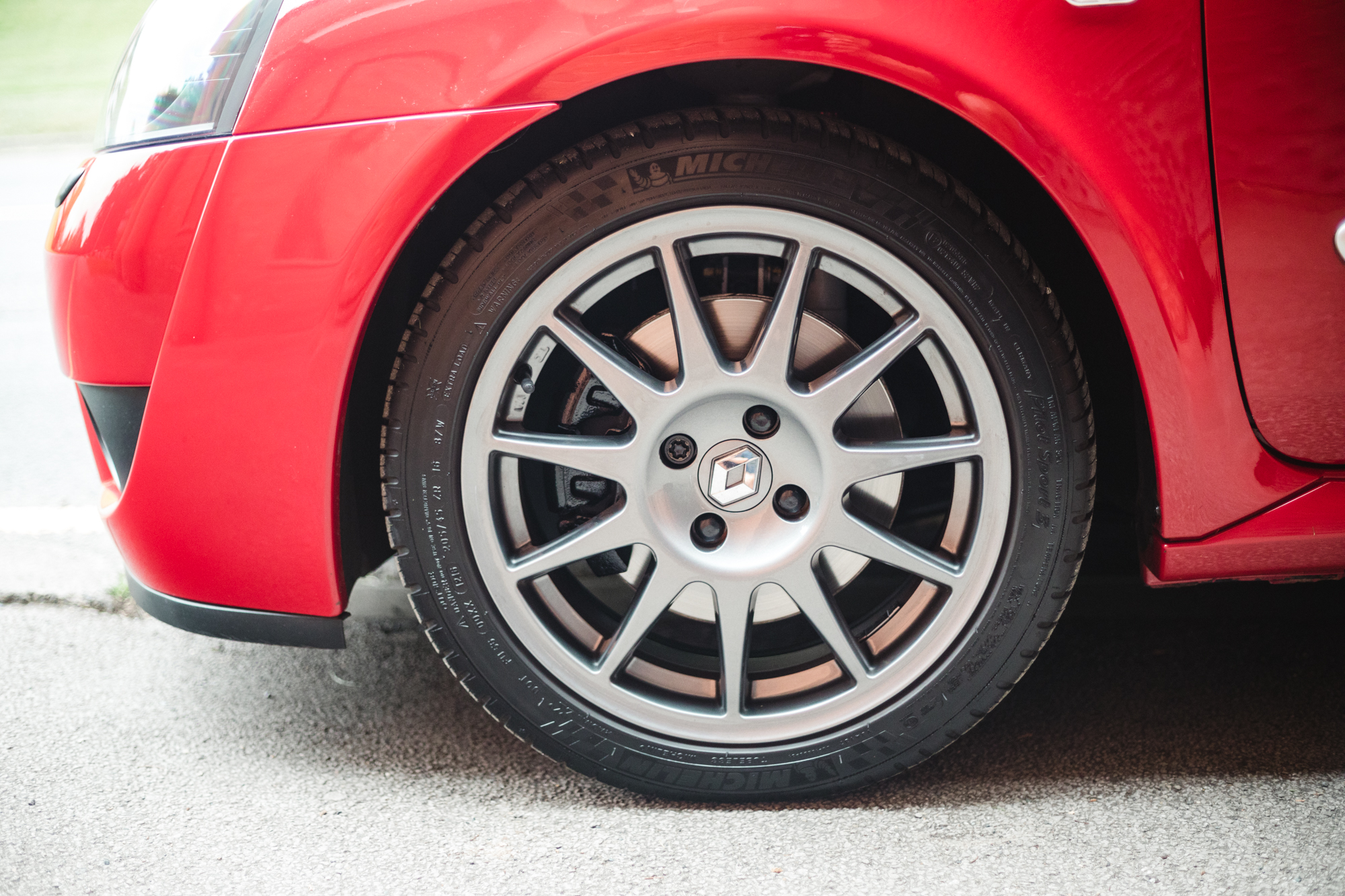 2005 RENAULTSPORT CLIO 182 TROPHY