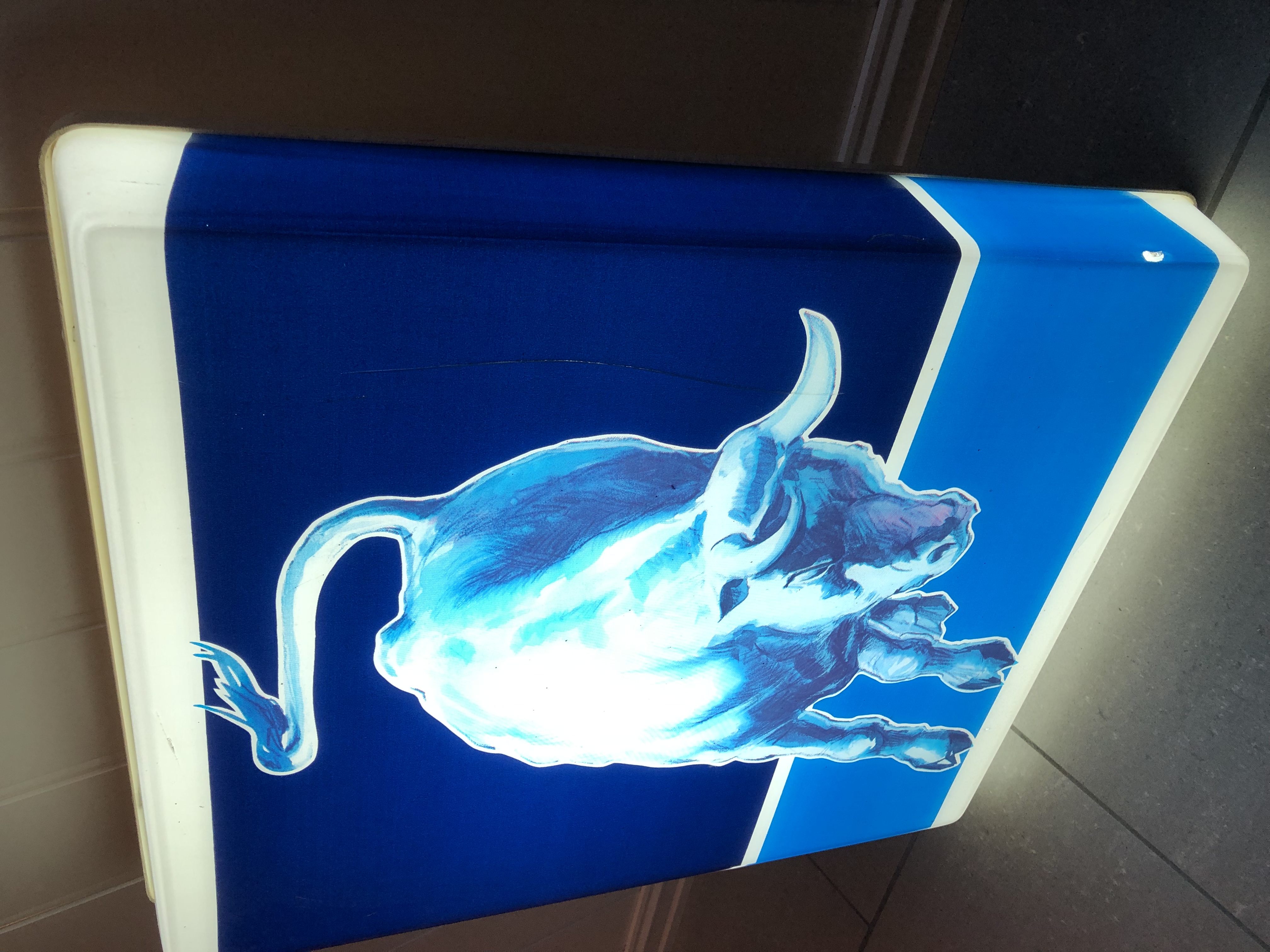 LAMBORGHINI BULL ILLUMINATED SIGN for sale by auction in Stavanger, Norway