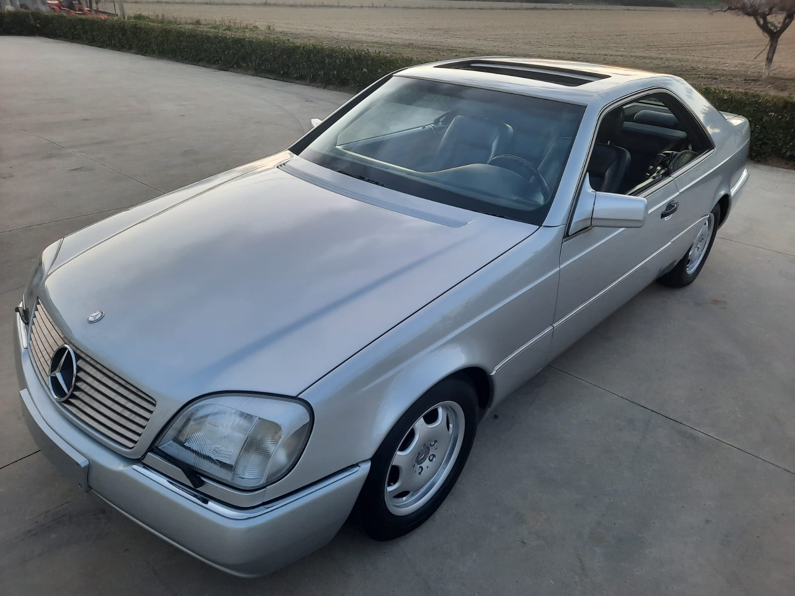 RESERVE LOWERED: 1993 MERCEDES-BENZ (C140) S500 COUPE