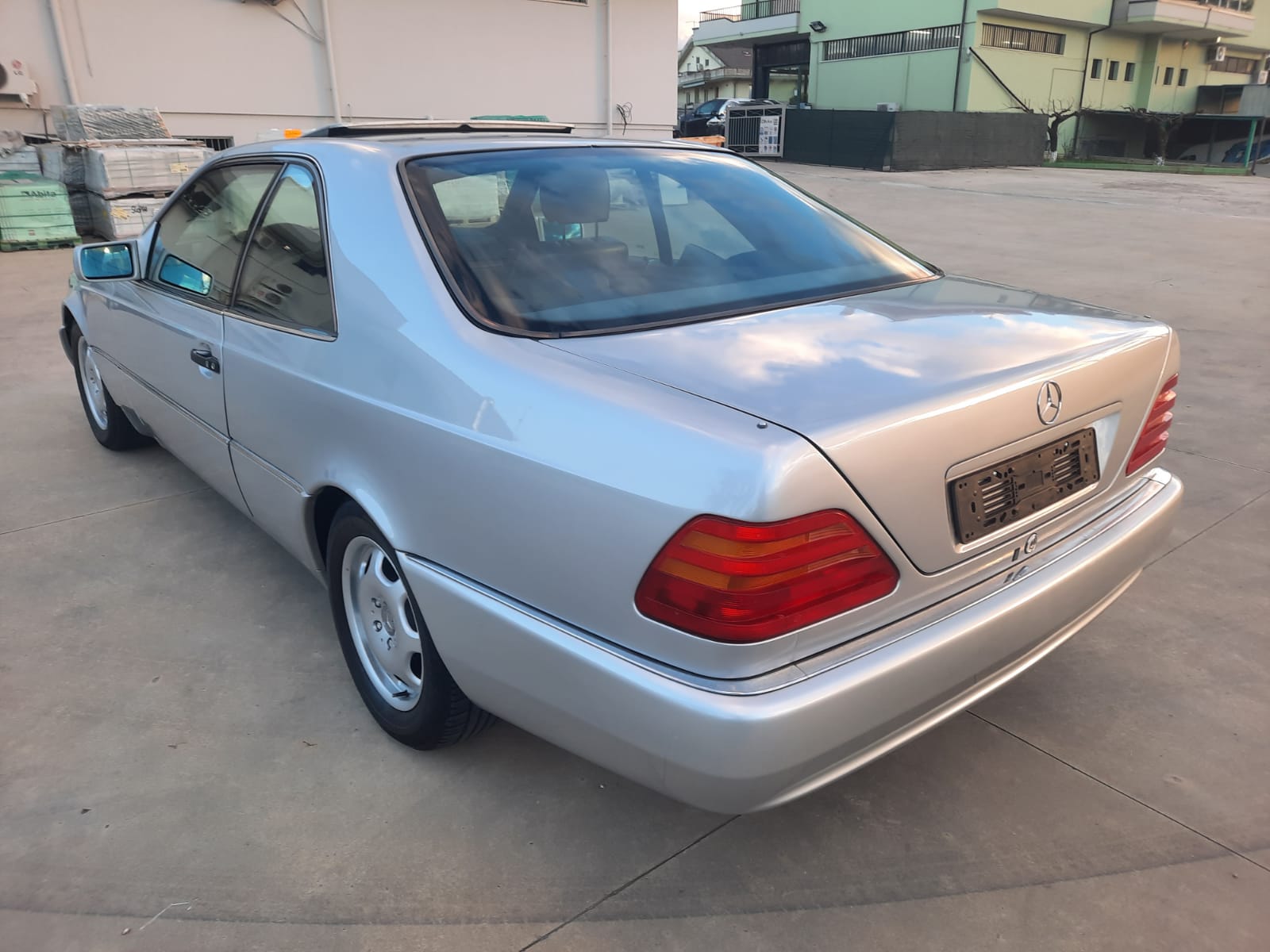 RESERVE LOWERED: 1993 MERCEDES-BENZ (C140) S500 COUPE