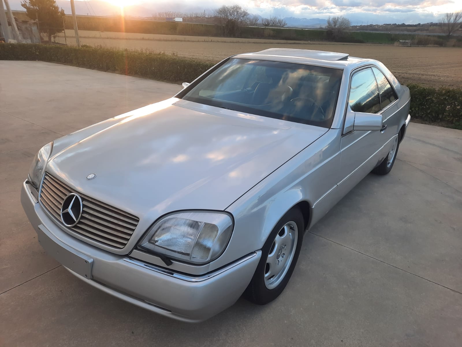 RESERVE LOWERED: 1993 MERCEDES-BENZ (C140) S500 COUPE