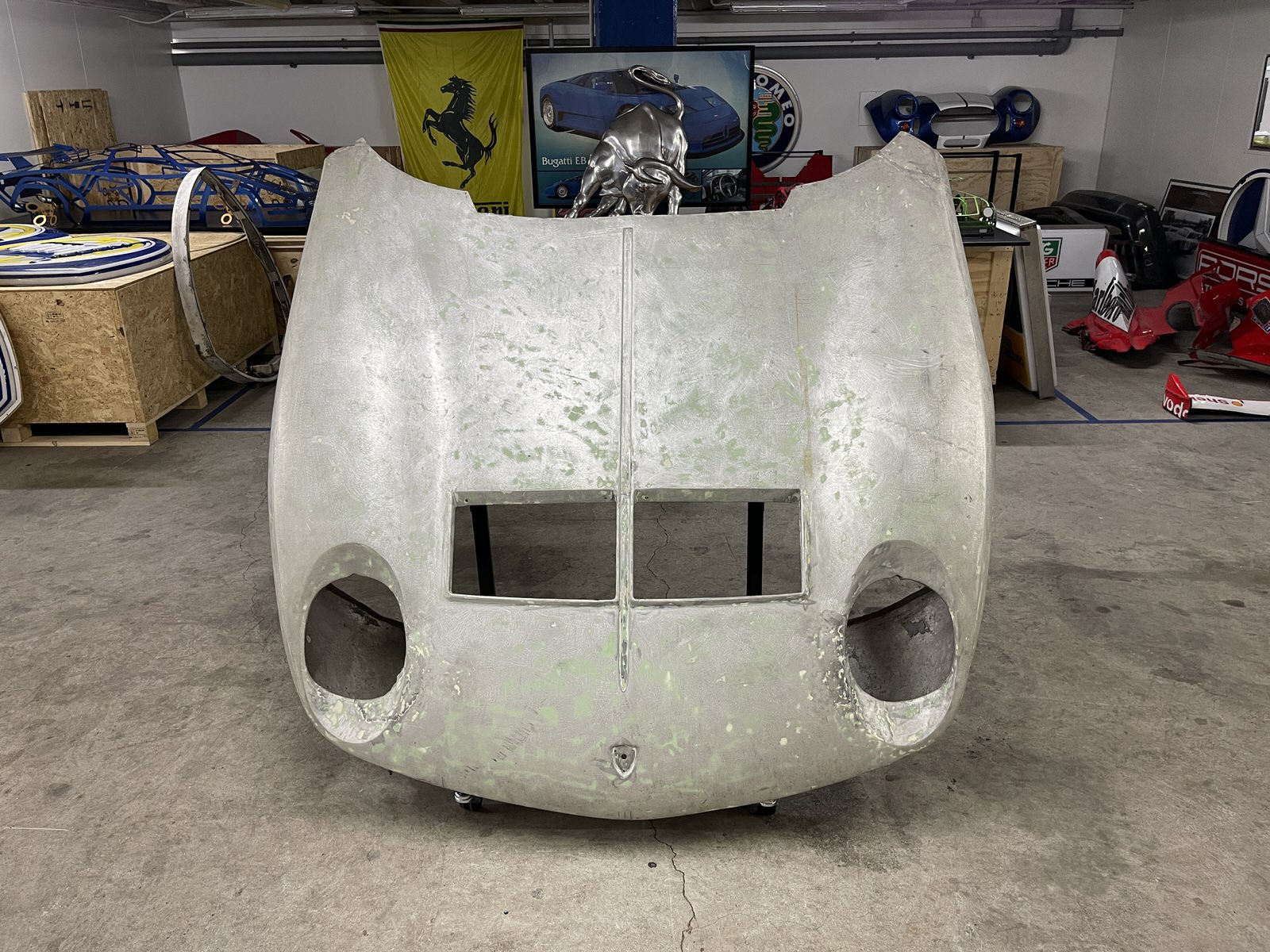 LAMBORGHINI MIURA SV FRONT CLAM SHELL for sale by auction in Ravenna ...