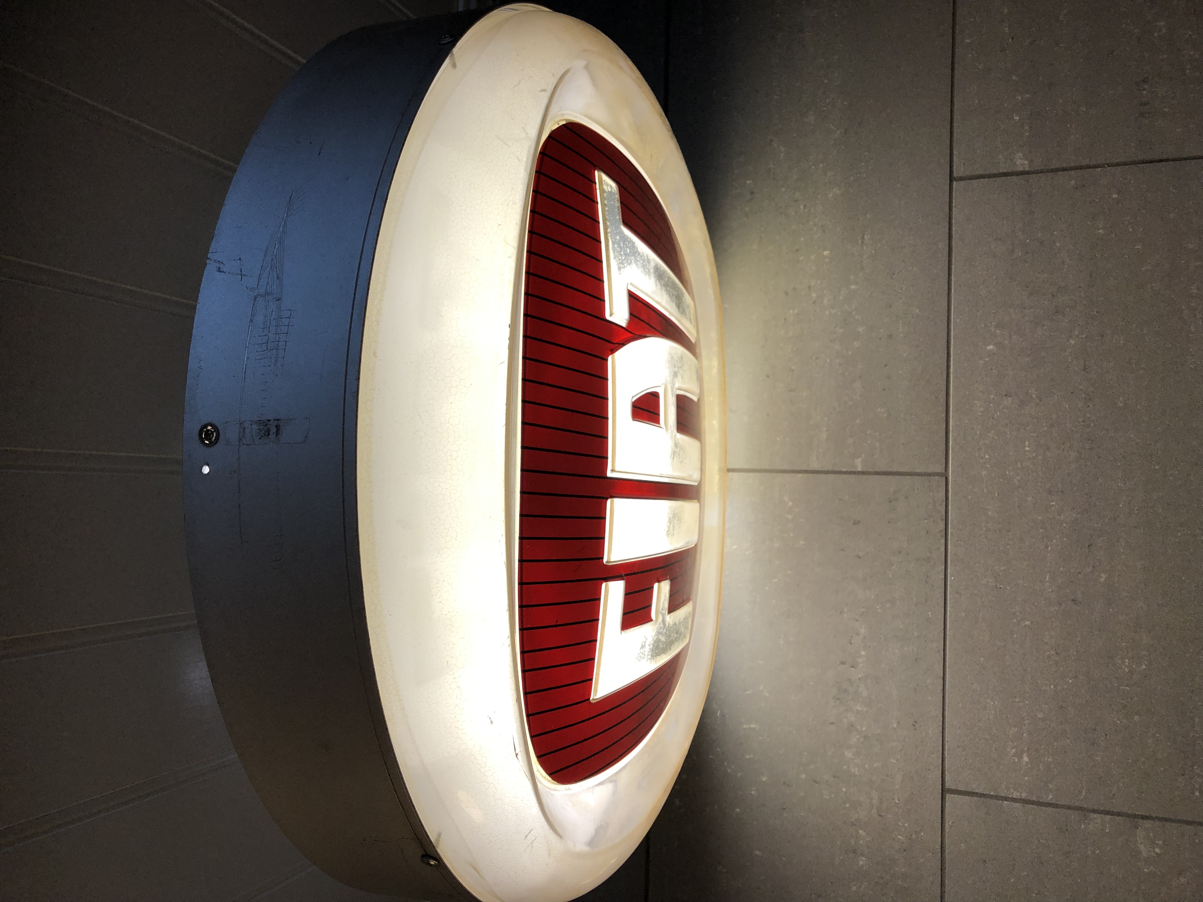 FIAT ILLUMINATED SIGN for sale by auction in Stavanger, Norway