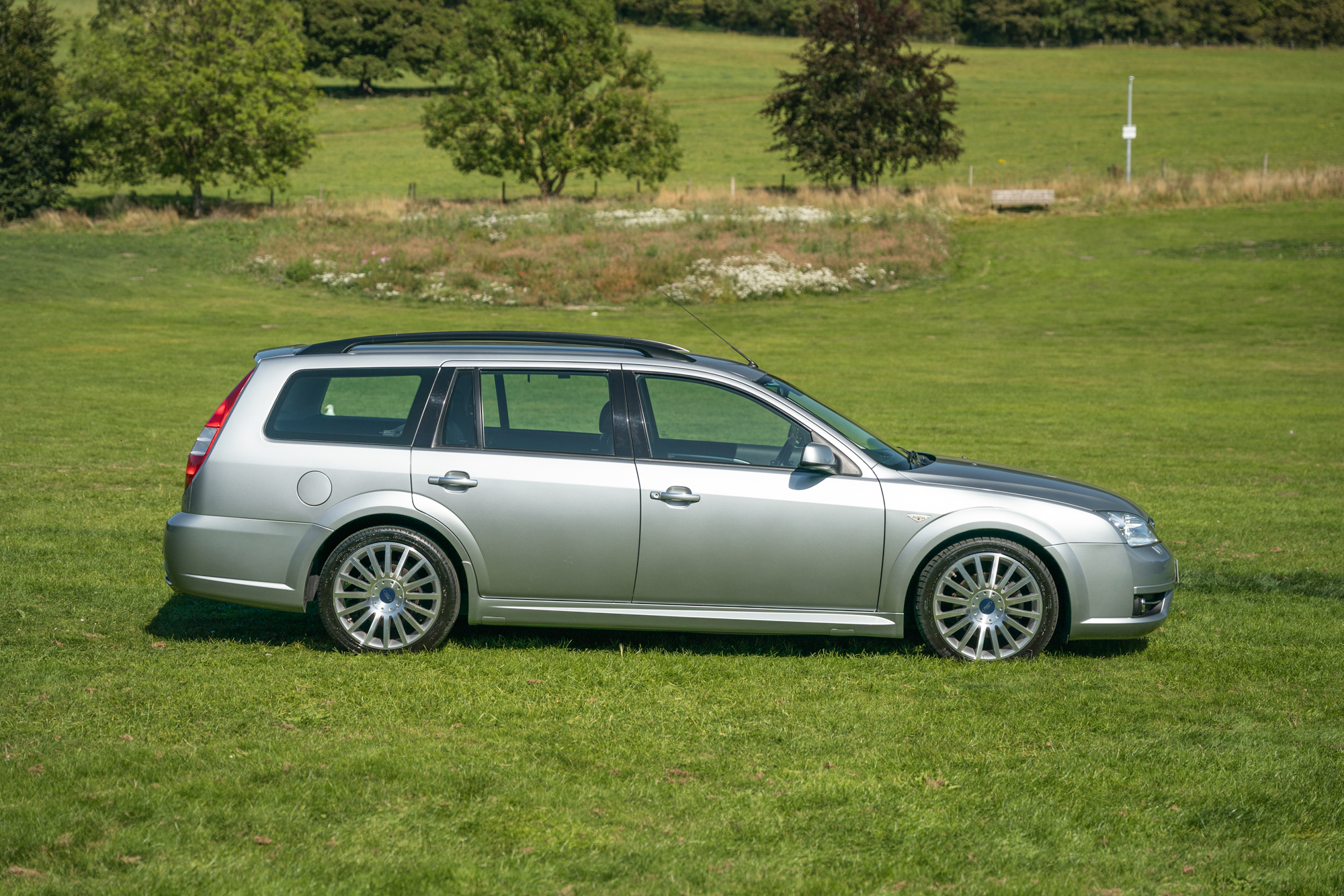 2006 FORD MONDEO ST220 ESTATE