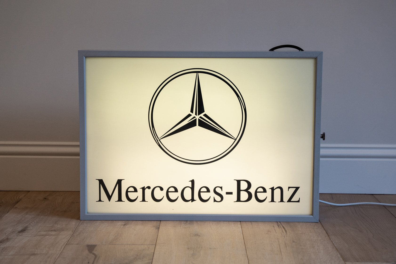 MERCEDES-BENZ ILLUMINATED SIGN for sale by auction in Ditchling, East ...