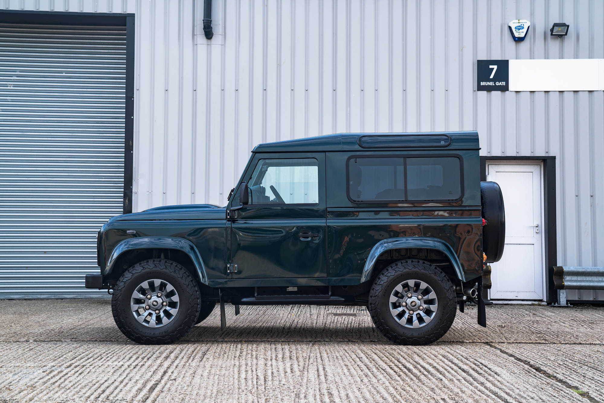 2014 LAND ROVER DEFENDER 90 XS