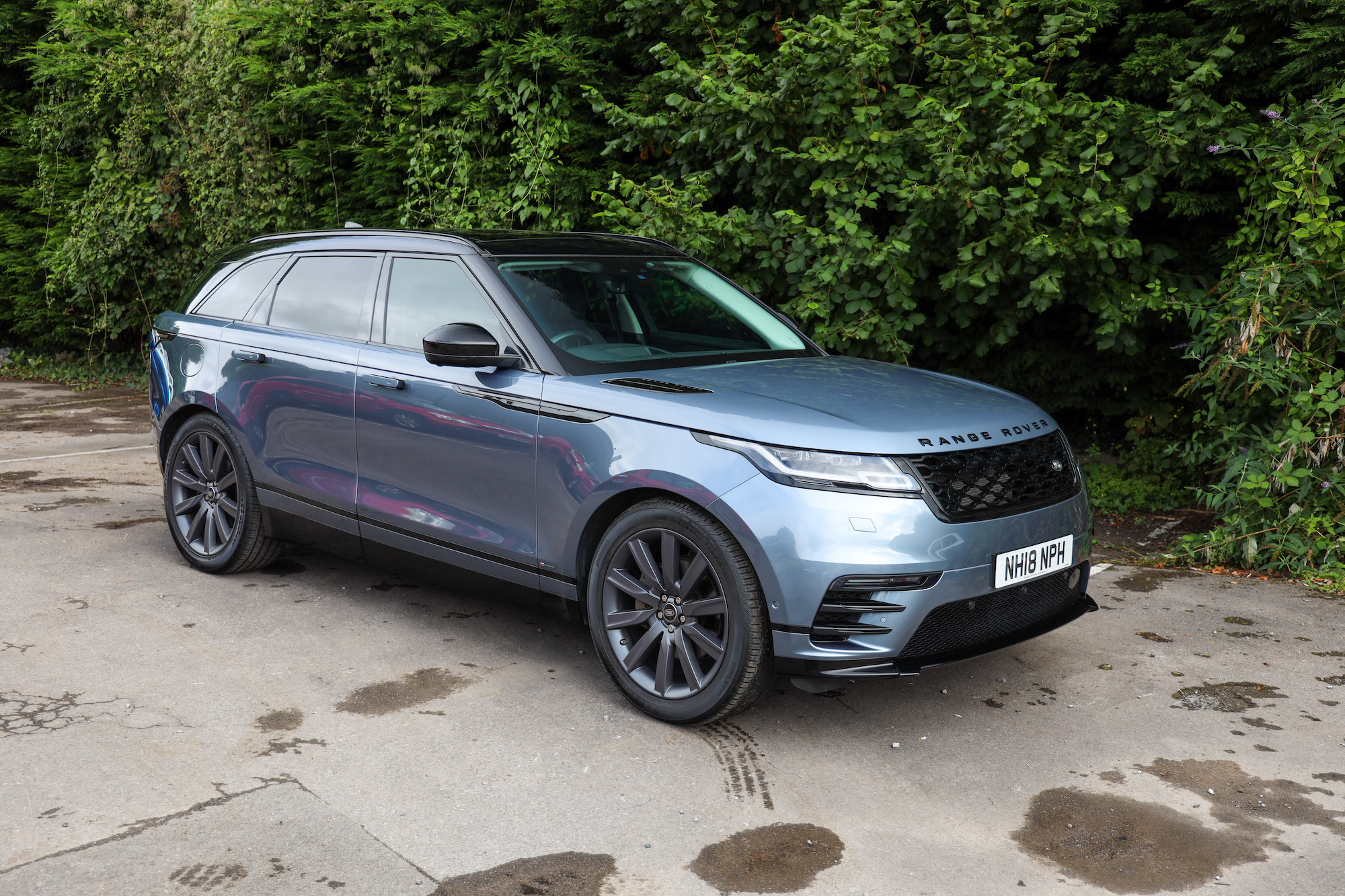 2018 RANGE ROVER VELAR R-DYNAMIC HSE P380
