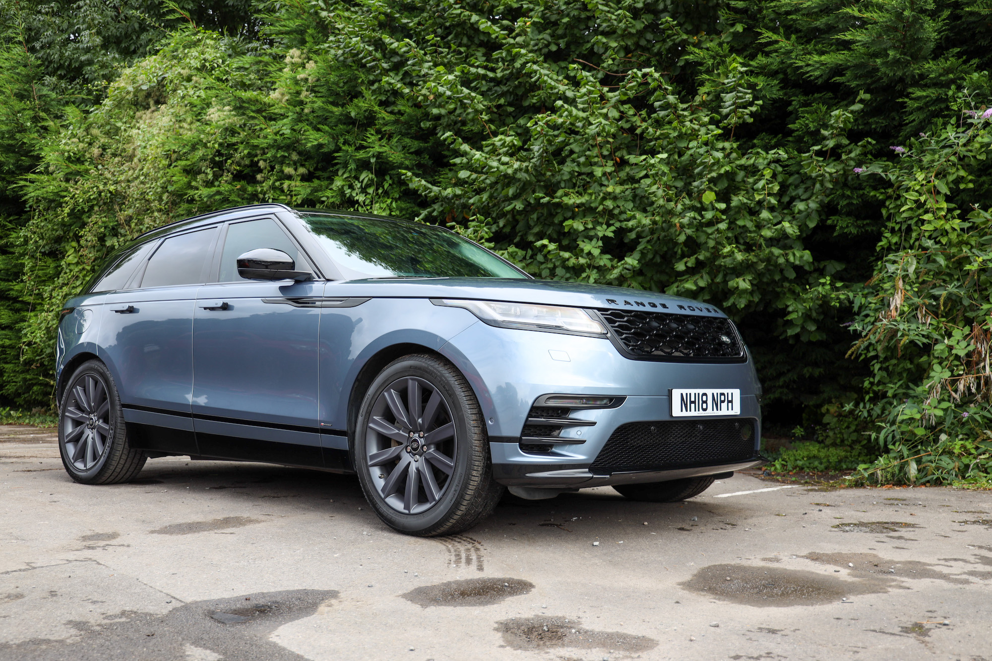 2018 RANGE ROVER VELAR R-DYNAMIC HSE P380