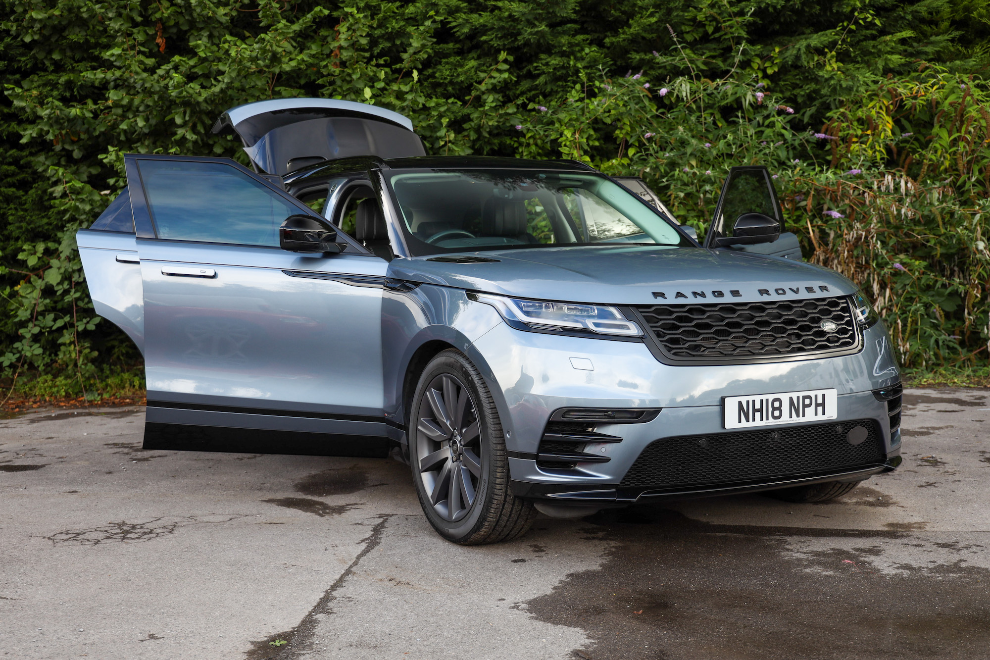 2018 RANGE ROVER VELAR R-DYNAMIC HSE P380