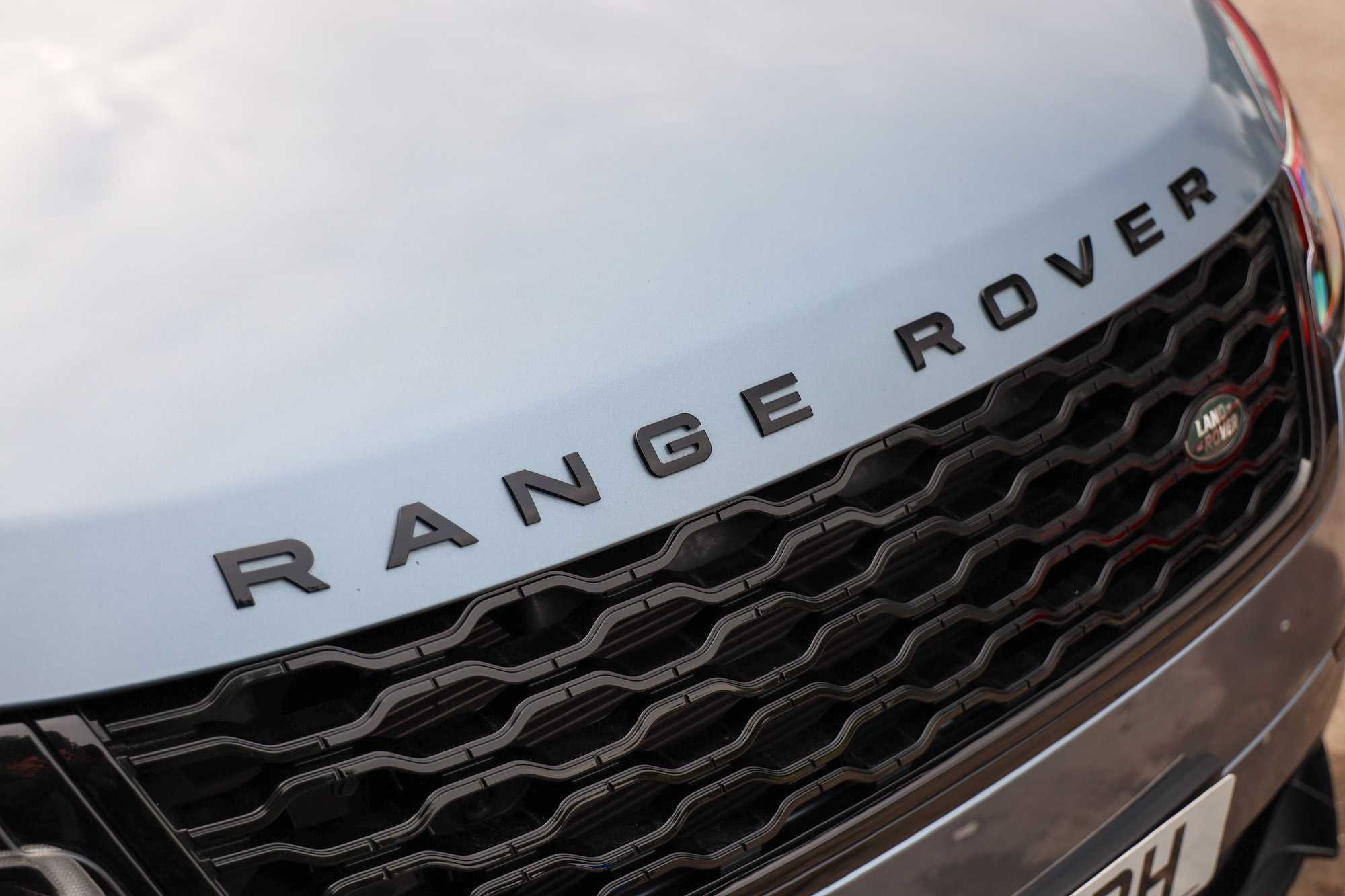 2018 RANGE ROVER VELAR R-DYNAMIC HSE P380