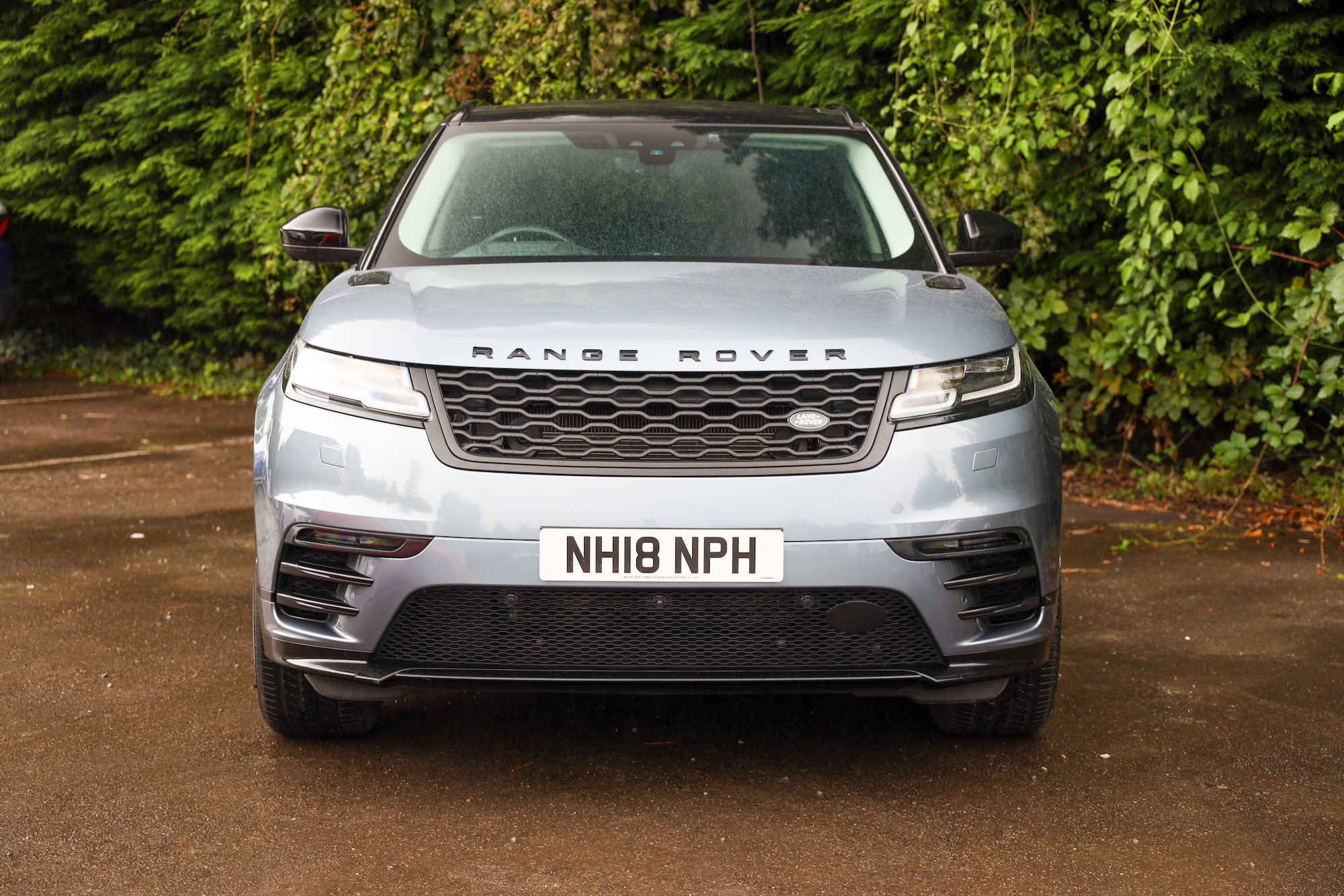 2018 RANGE ROVER VELAR R-DYNAMIC HSE P380