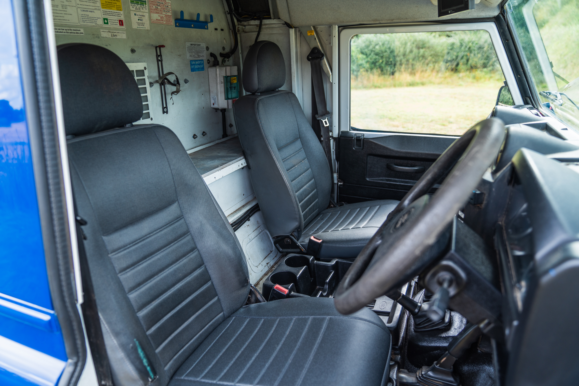 2011 LAND ROVER DEFENDER 110 TDCI HARD TOP