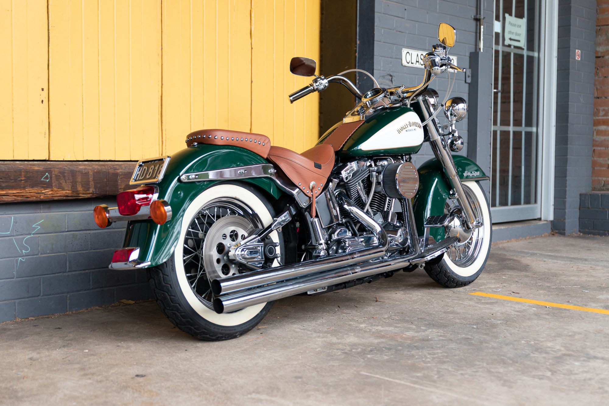 1995 HARLEY DAVIDSON HERITAGE NOSTALGIA SOFTAIL for sale by auction in ...