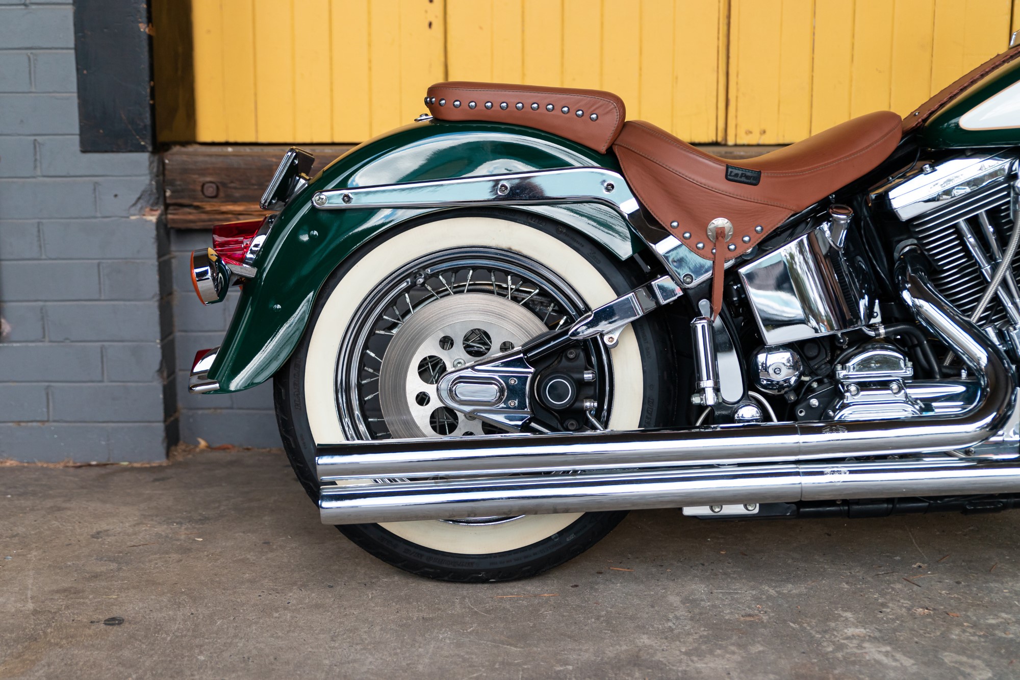 1995 HARLEY DAVIDSON HERITAGE NOSTALGIA SOFTAIL for sale by auction in ...