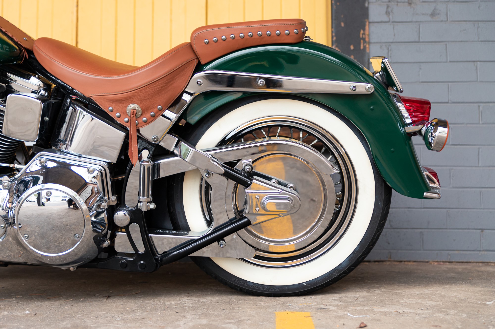 1995 HARLEY DAVIDSON HERITAGE NOSTALGIA SOFTAIL for sale by auction in ...