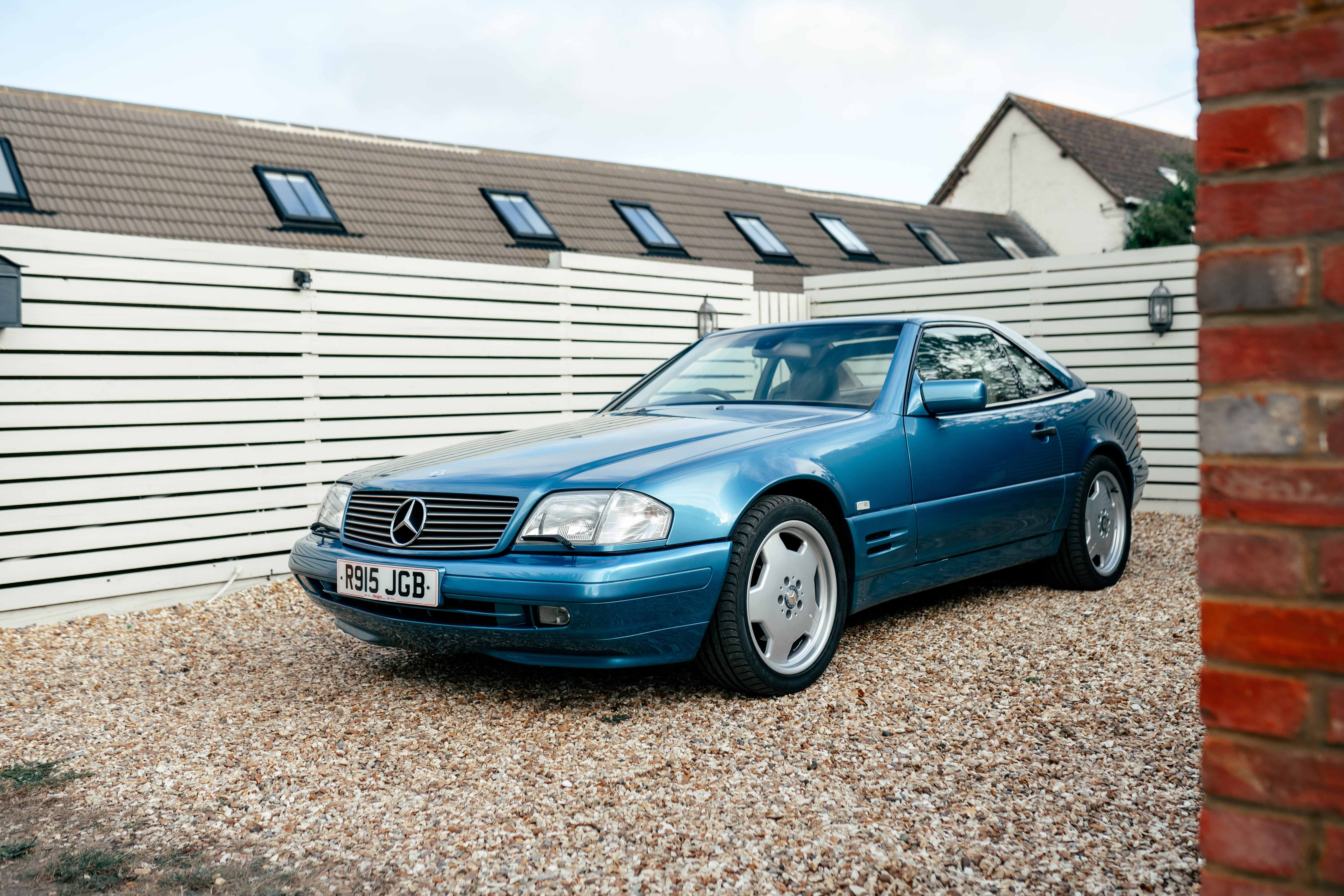 1998 MERCEDES-BENZ (R129) SL320 for sale by auction in Lymington ...