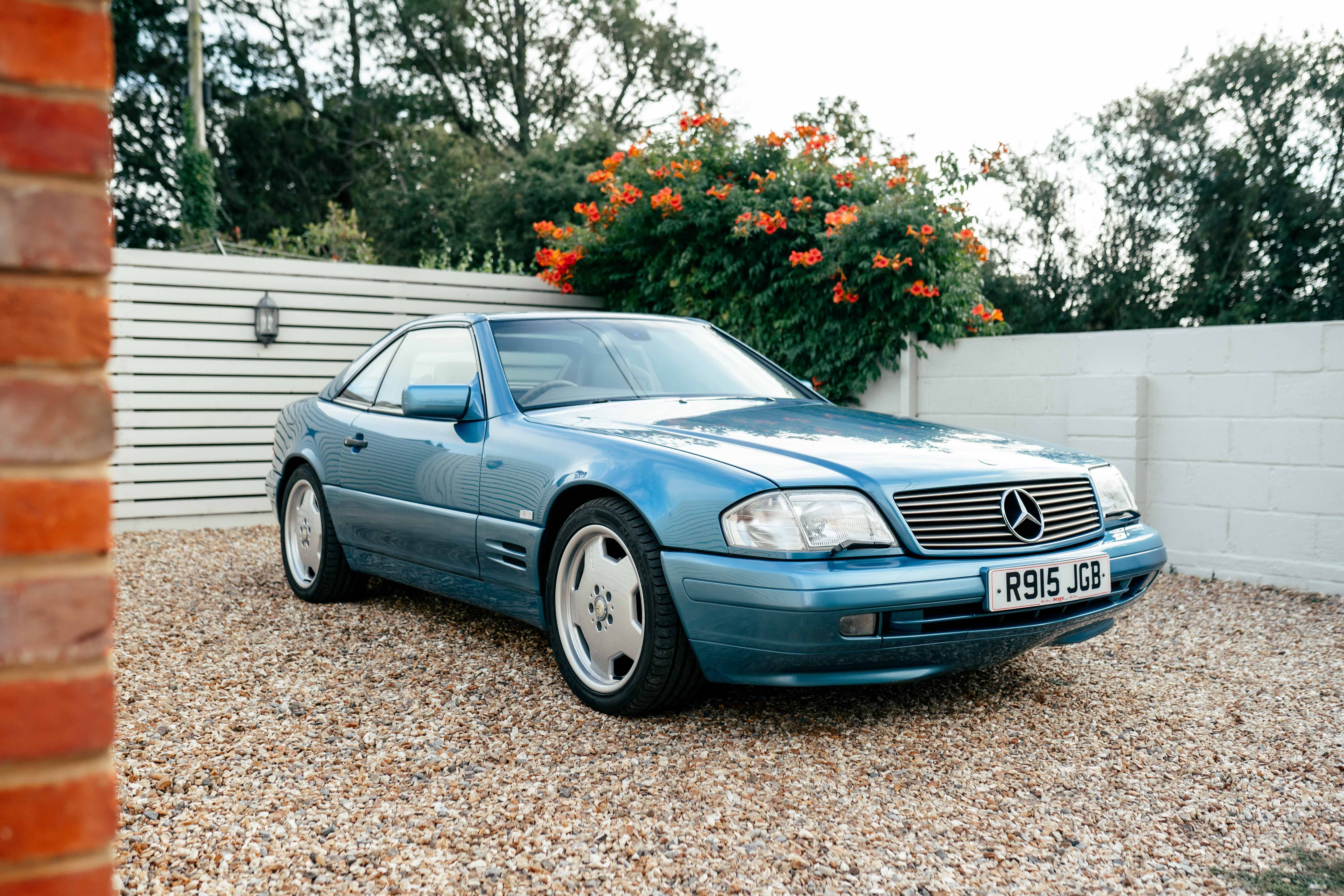 1998 MERCEDES-BENZ (R129) SL320 for sale by auction in Lymington ...