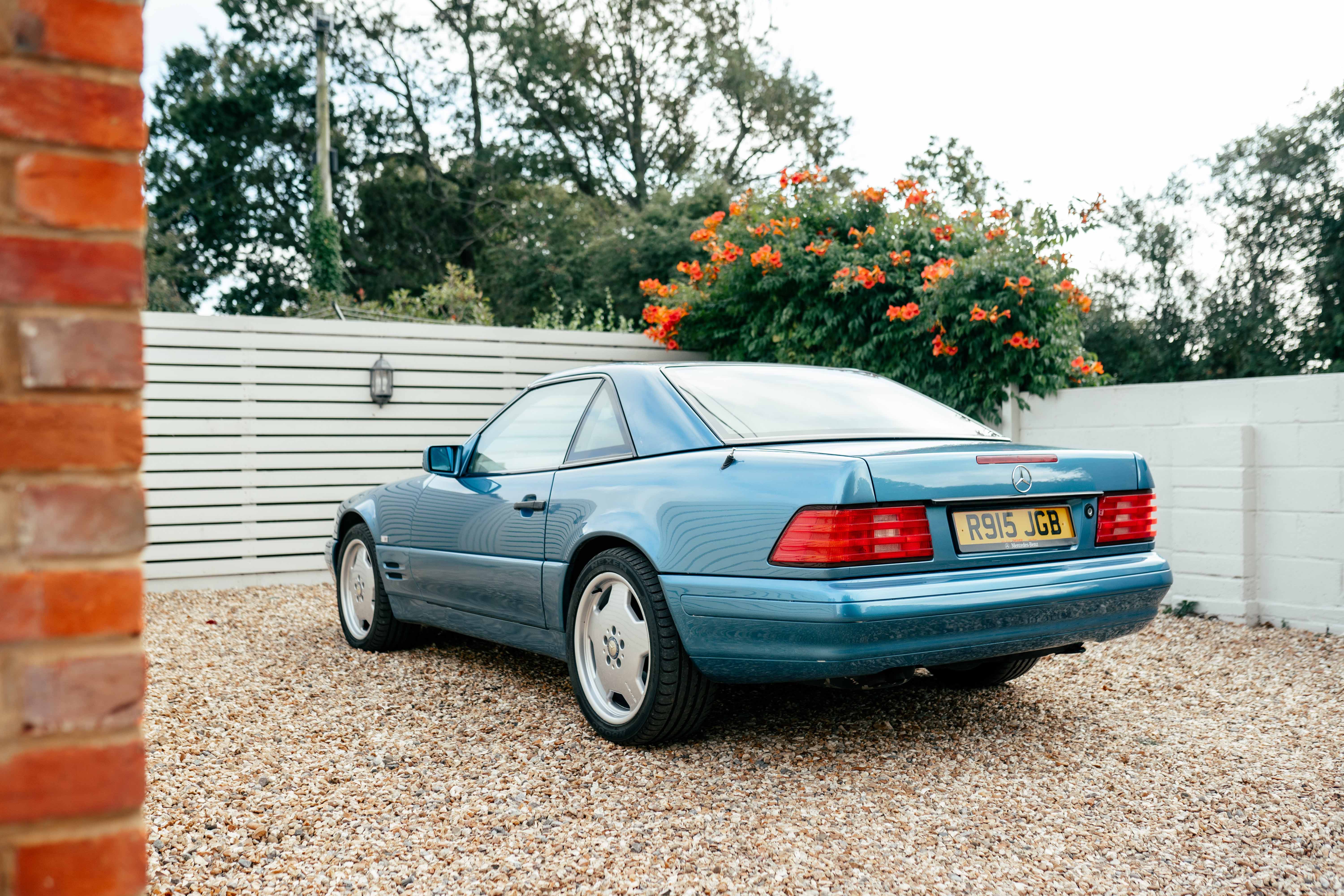 1998 MERCEDES-BENZ (R129) SL320 for sale by auction in Lymington ...
