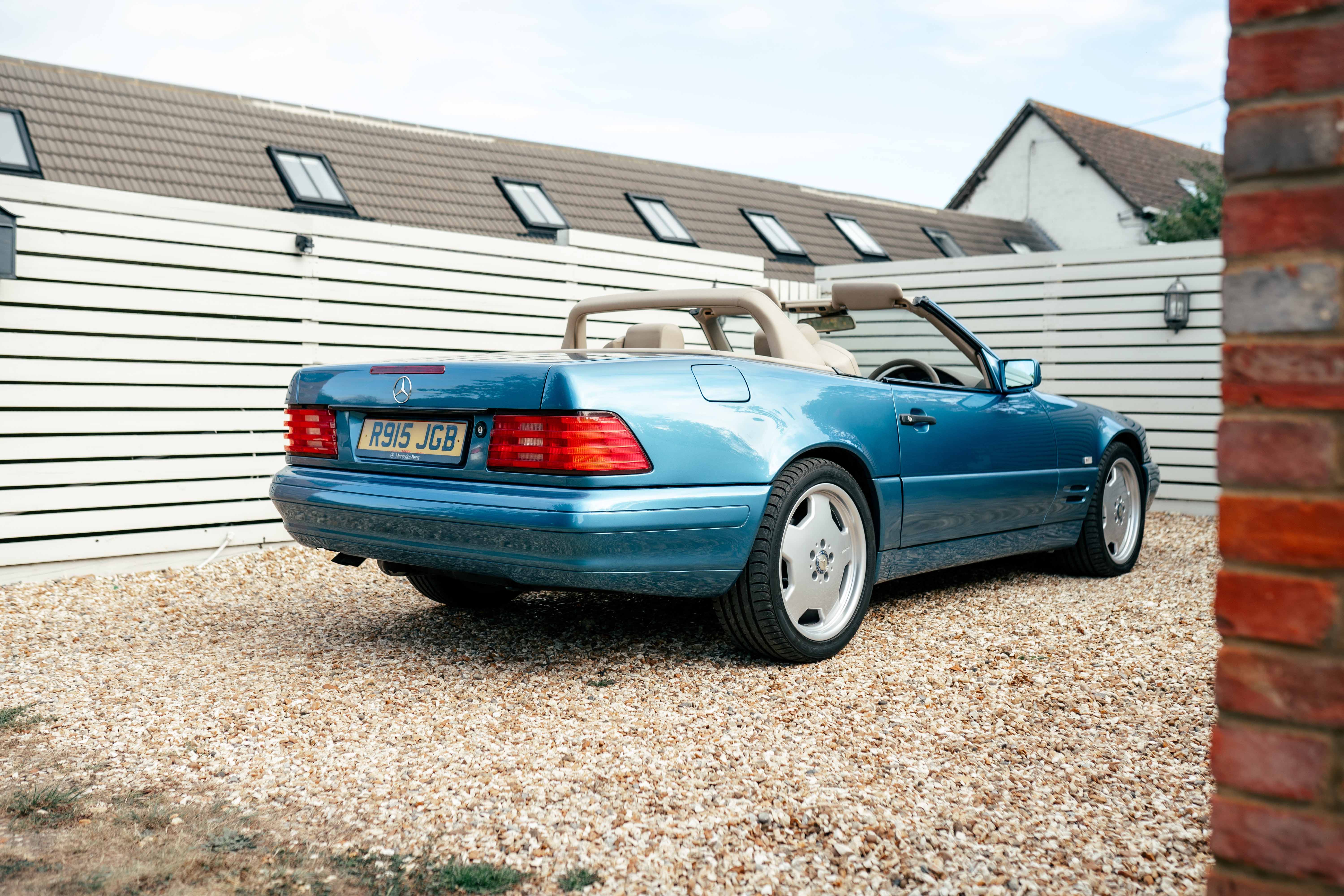1998 MERCEDES-BENZ (R129) SL320 for sale by auction in Lymington ...