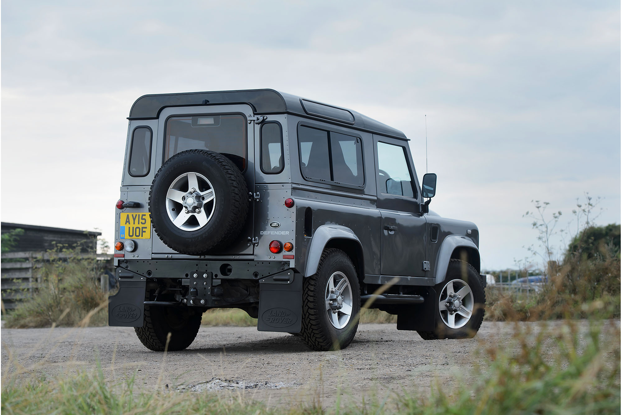 2015 LAND ROVER DEFENDER 90 XS for sale by auction in Westcliff-on-Sea ...