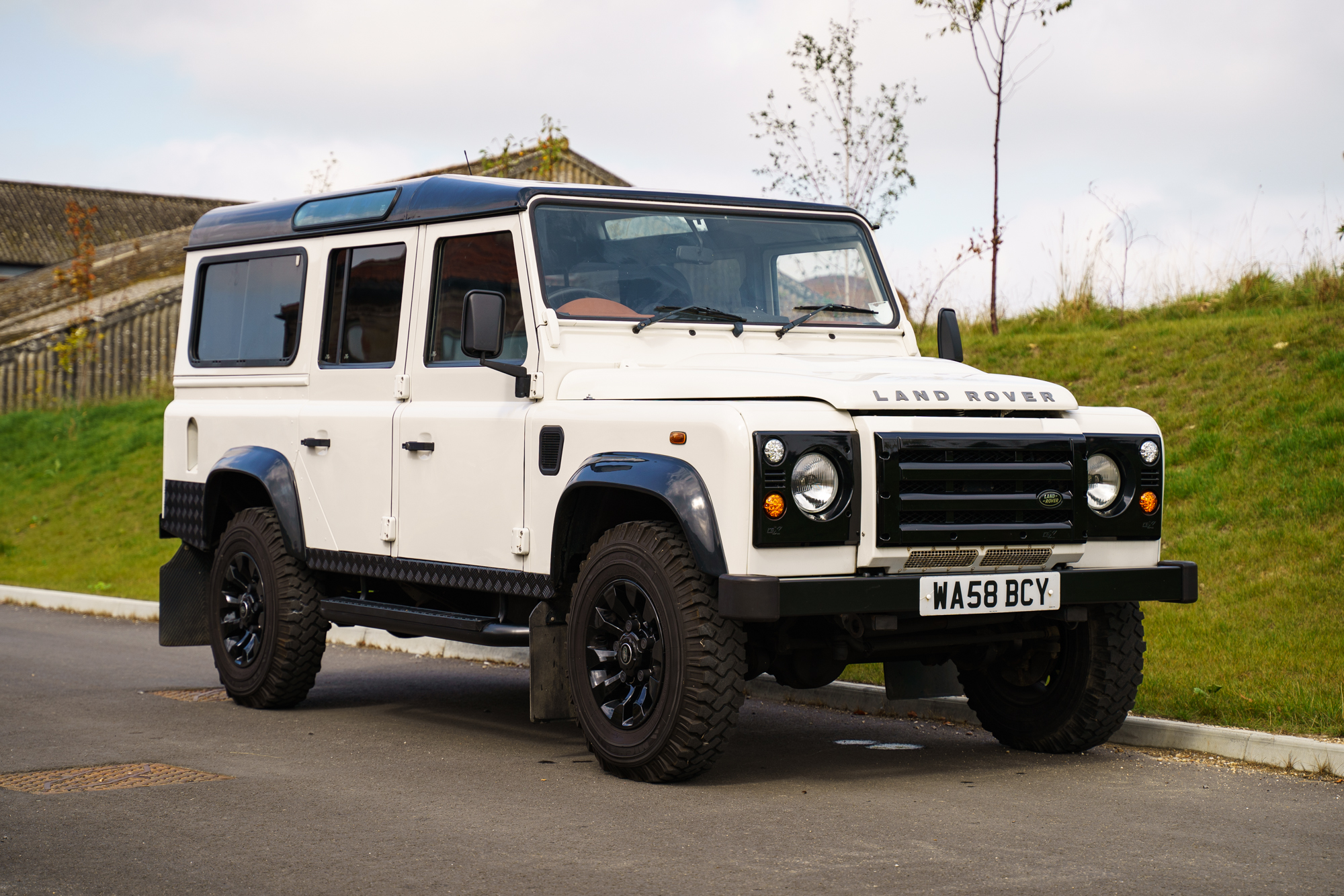 2009 LAND ROVER DEFENDER 110 XS