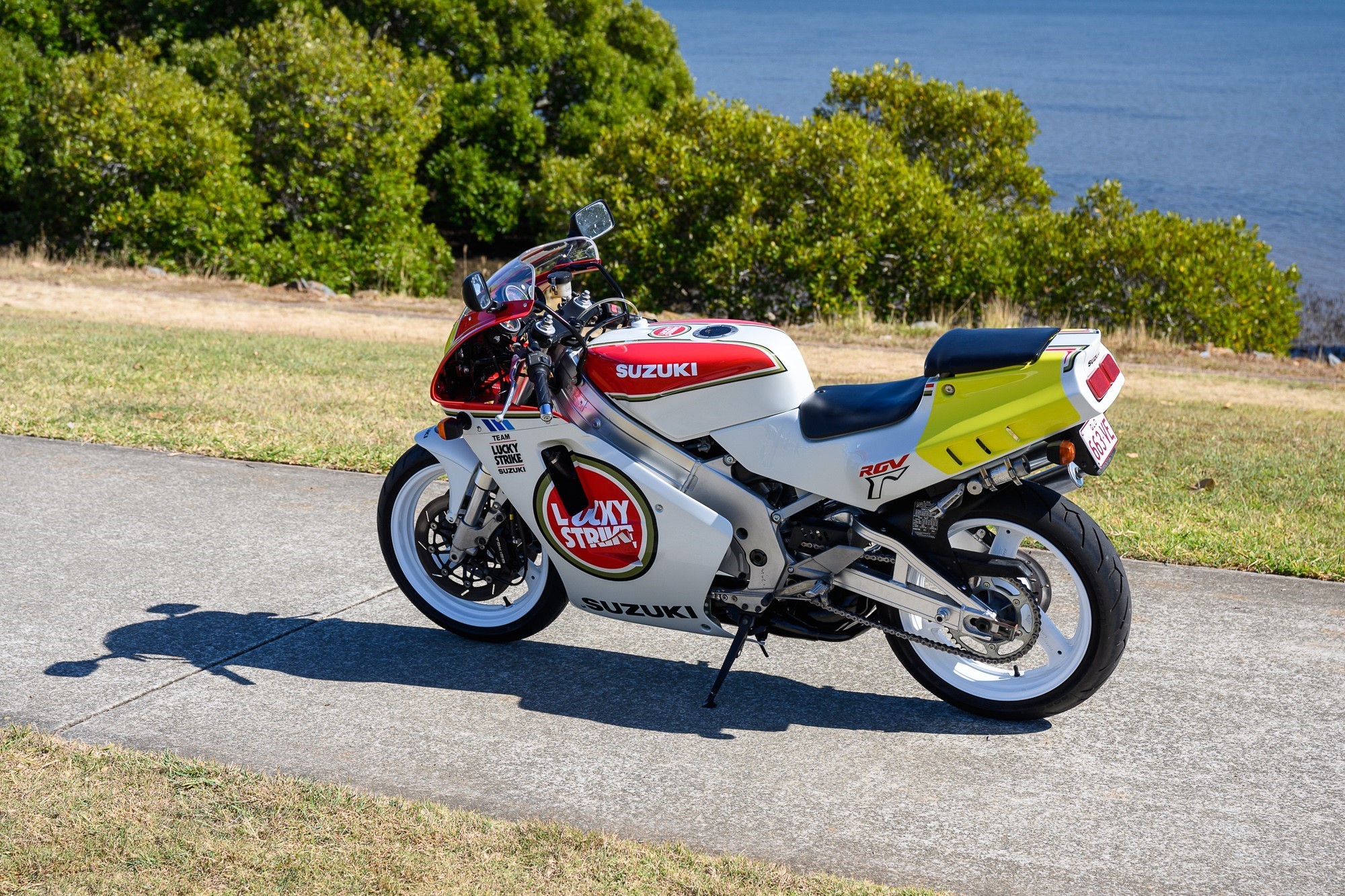 1990 SUZUKI RGV250 VJ22 for sale by auction in Brisbane, Queensland ...