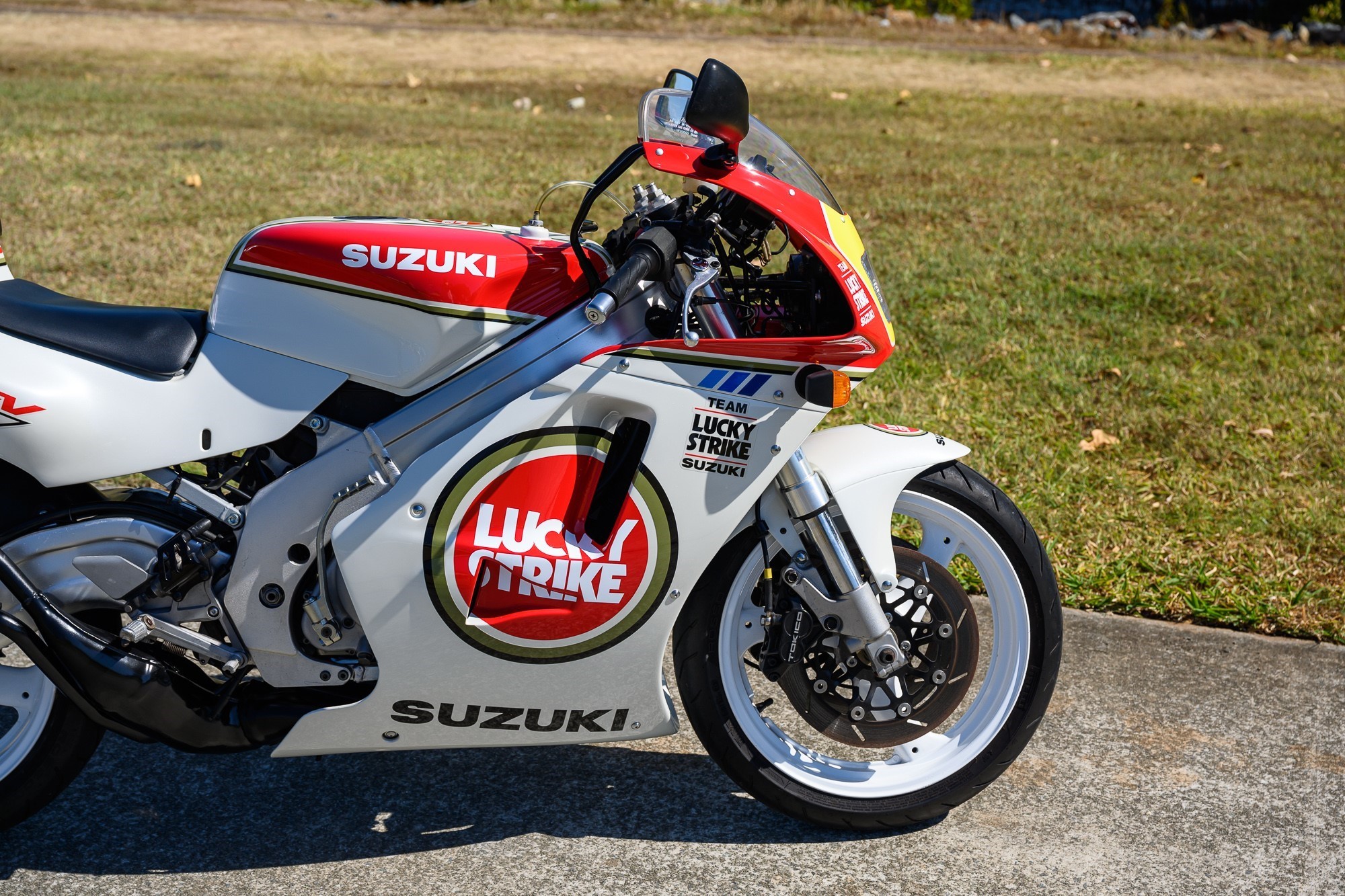 1990 SUZUKI RGV250 VJ22 for sale by auction in Brisbane, Queensland ...