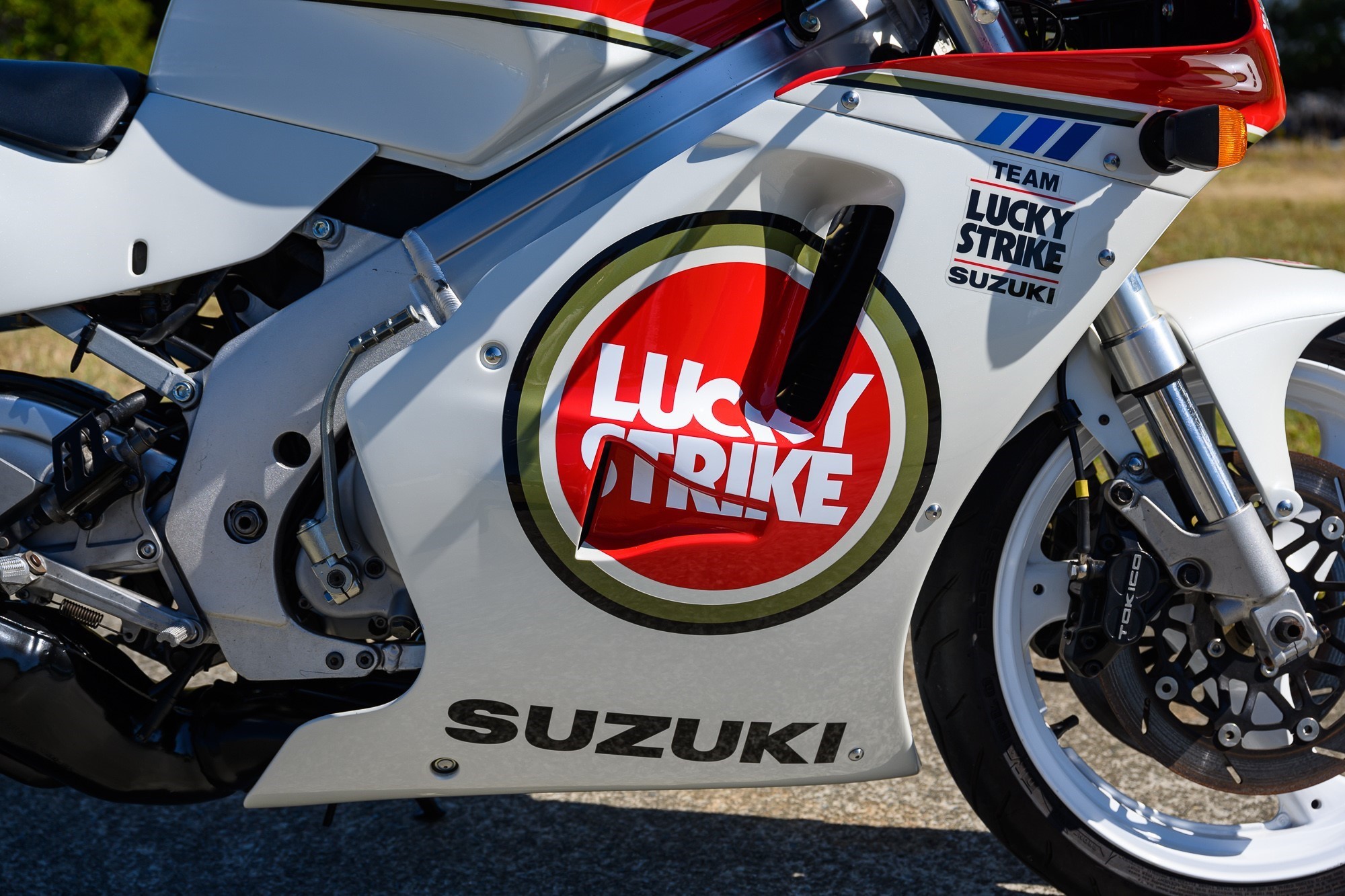 1990 SUZUKI RGV250 VJ22 for sale by auction in Brisbane, Queensland ...