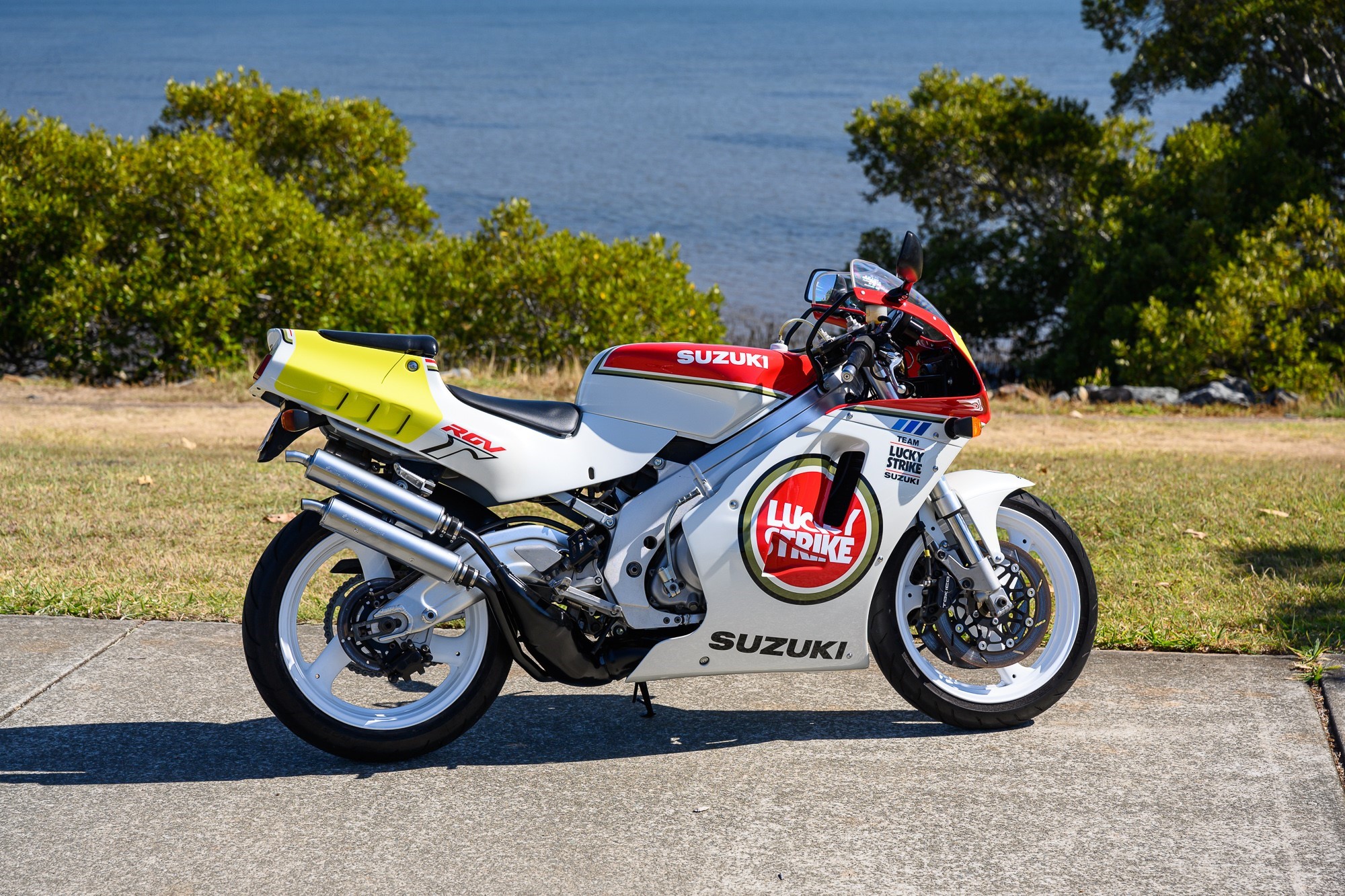 1990 SUZUKI RGV250 VJ22 for sale by auction in Brisbane, Queensland ...