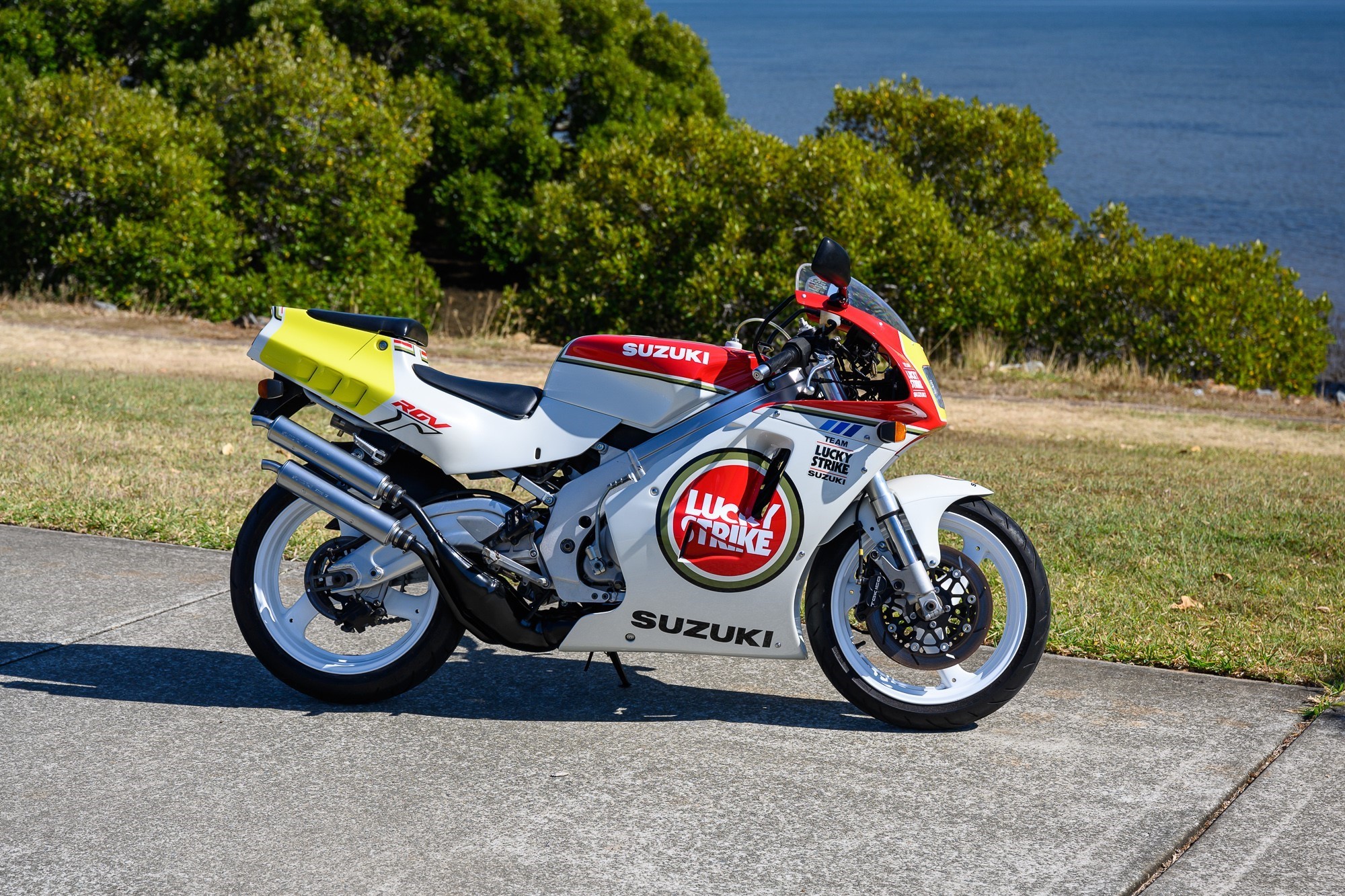 1990 SUZUKI RGV250 VJ22 for sale by auction in Brisbane, Queensland ...