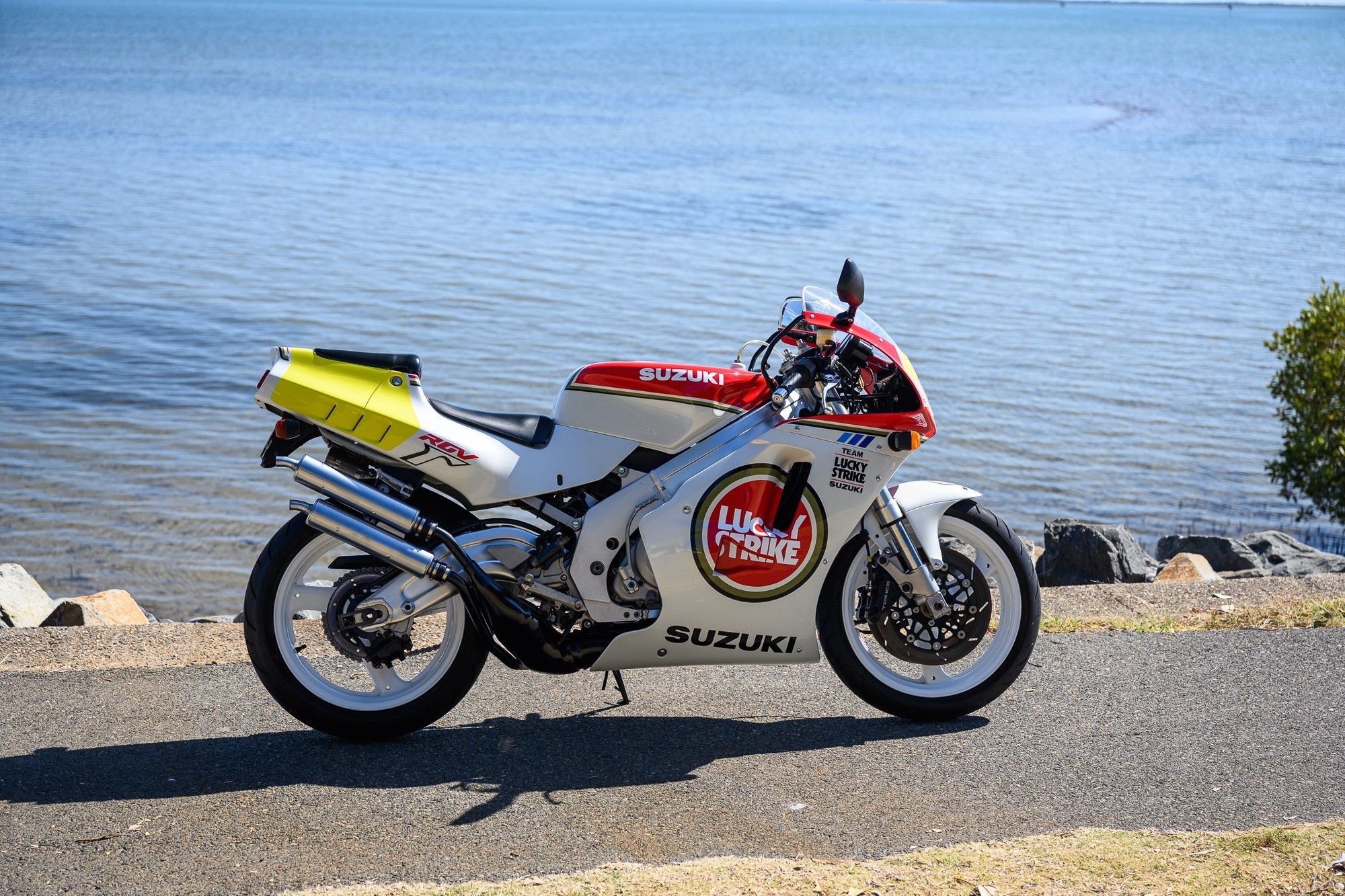 1990 SUZUKI RGV250 VJ22 for sale by auction in Brisbane, Queensland ...