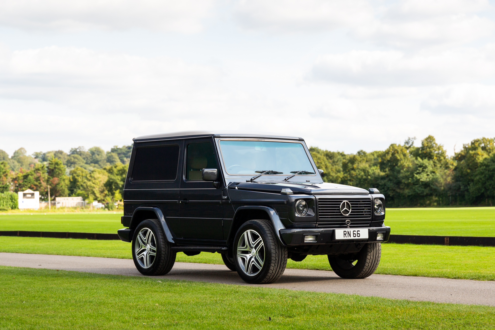 1993 MERCEDES-BENZ (W463) 300 GES SWB for sale by auction in London ...