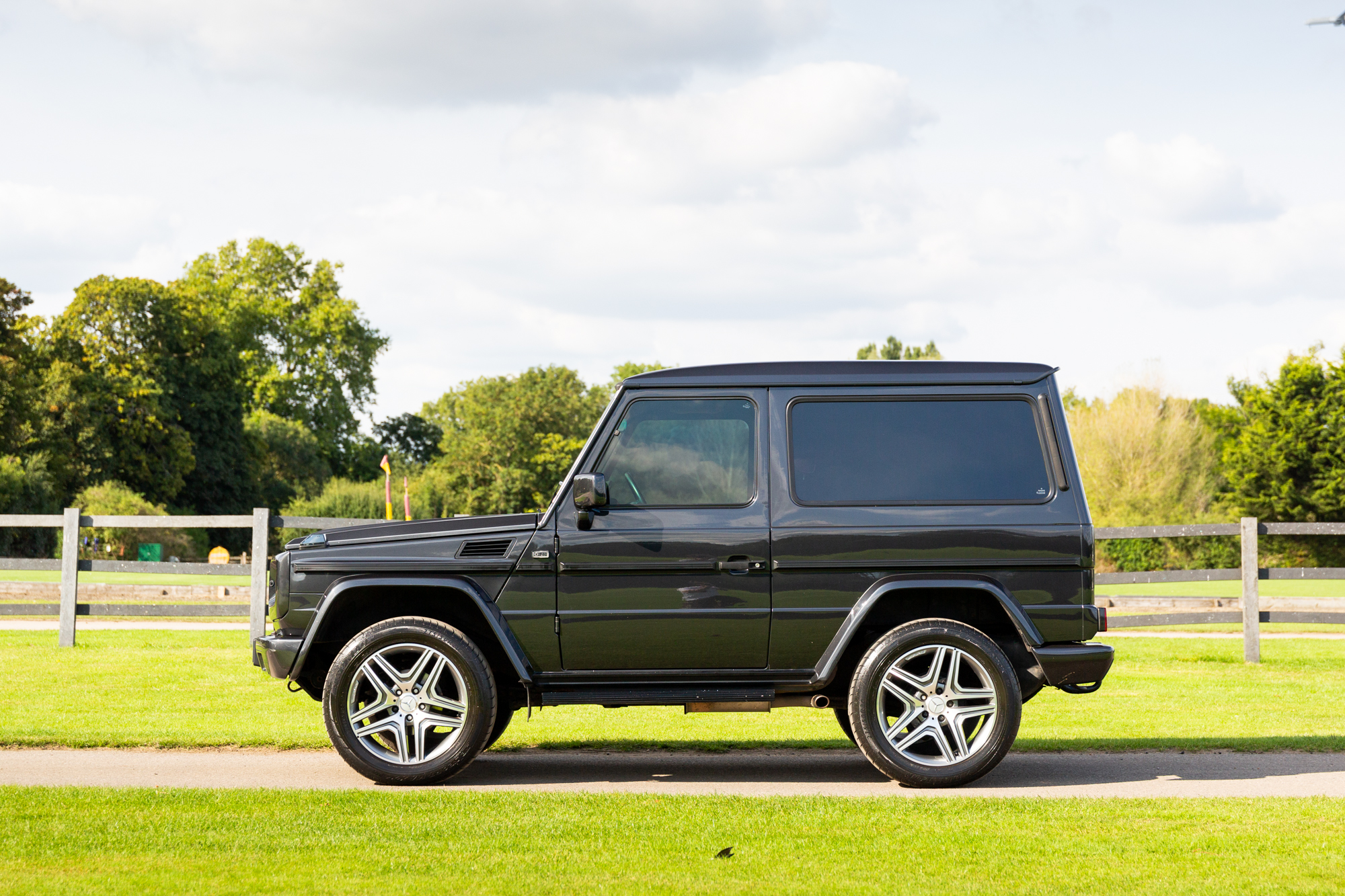 1993 MERCEDES-BENZ (W463) 300 GES SWB for sale by auction in London ...