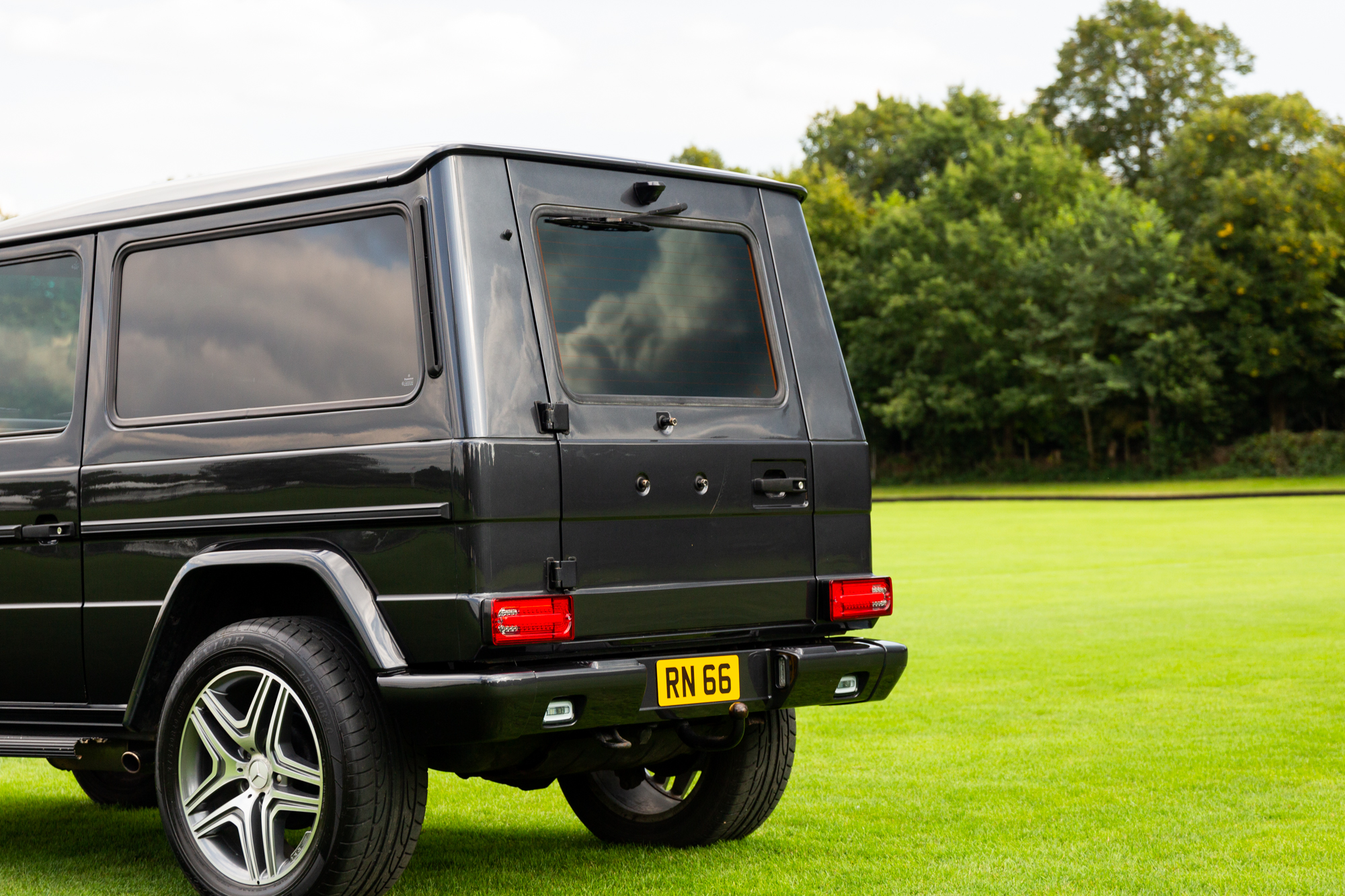 1993 MERCEDES-BENZ (W463) 300 GES SWB