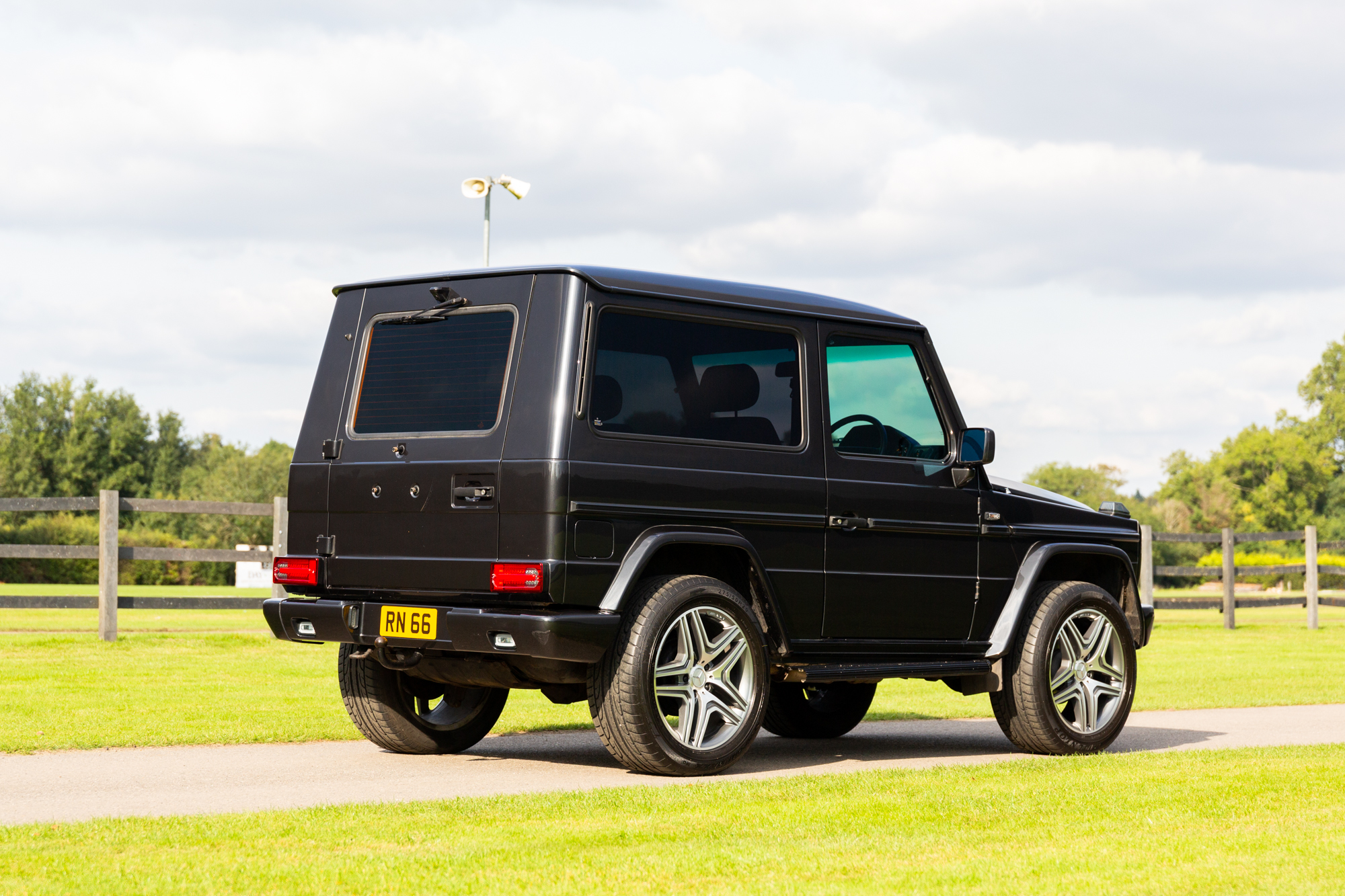 1993 MERCEDES-BENZ (W463) 300 GES SWB for sale by auction in London ...