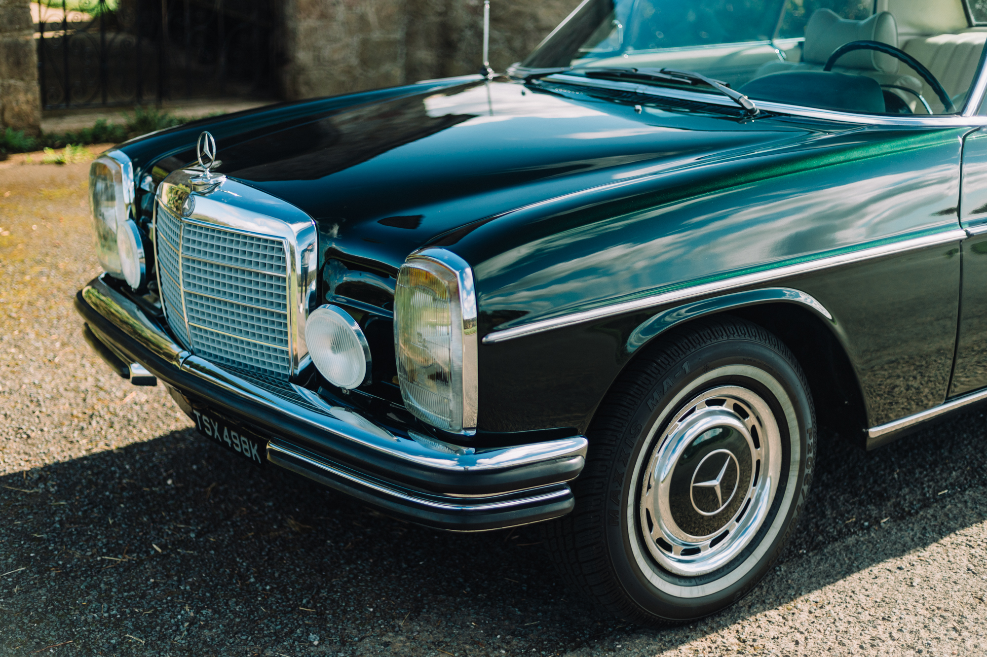 1972 MERCEDES-BENZ (W114) 250 CE for sale by auction in Osgathorpe ...