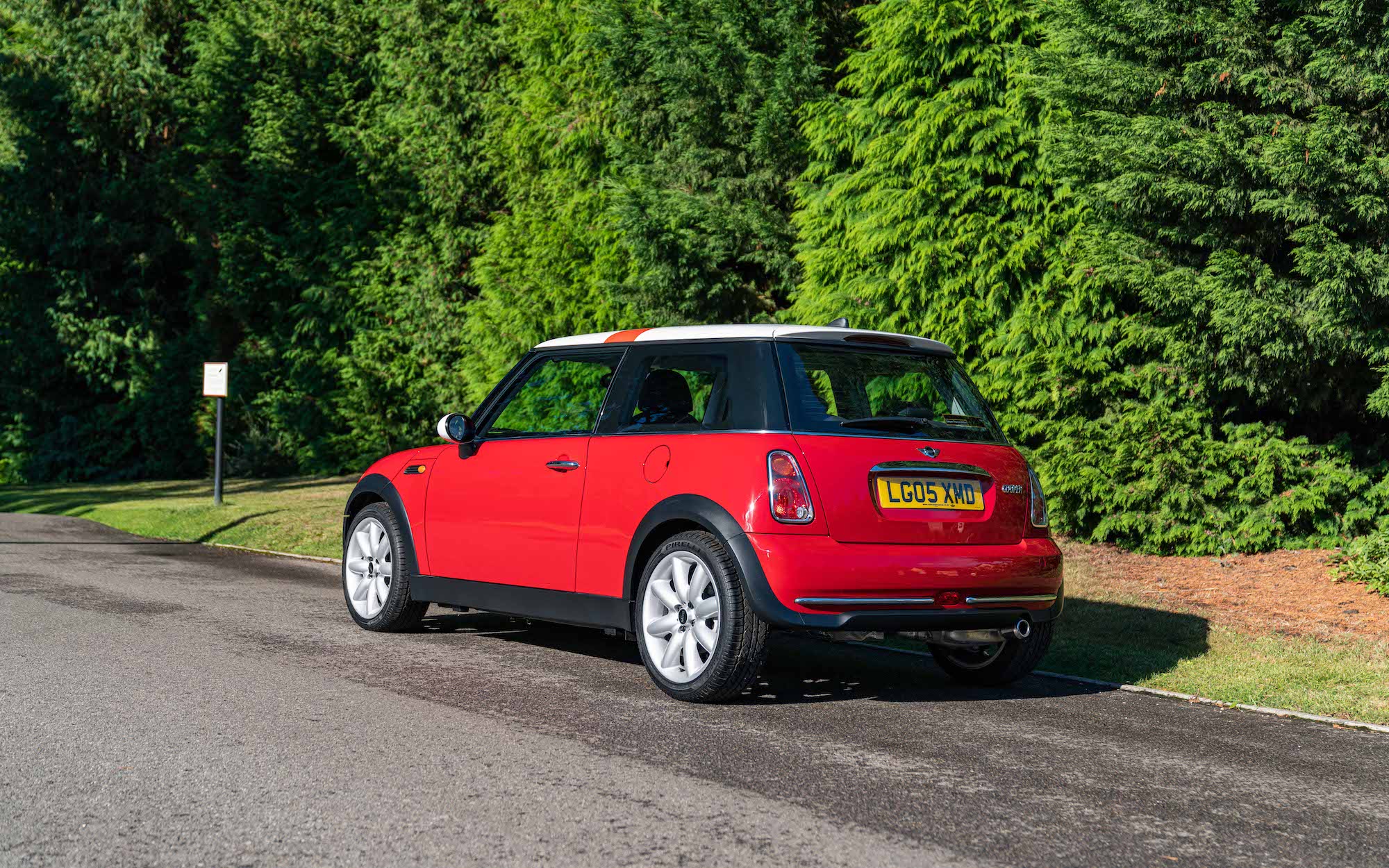 2004 MINI COOPER - RUGBY WORLD CUP EDITION – 1 of 5 - 59 MILES for sale ...