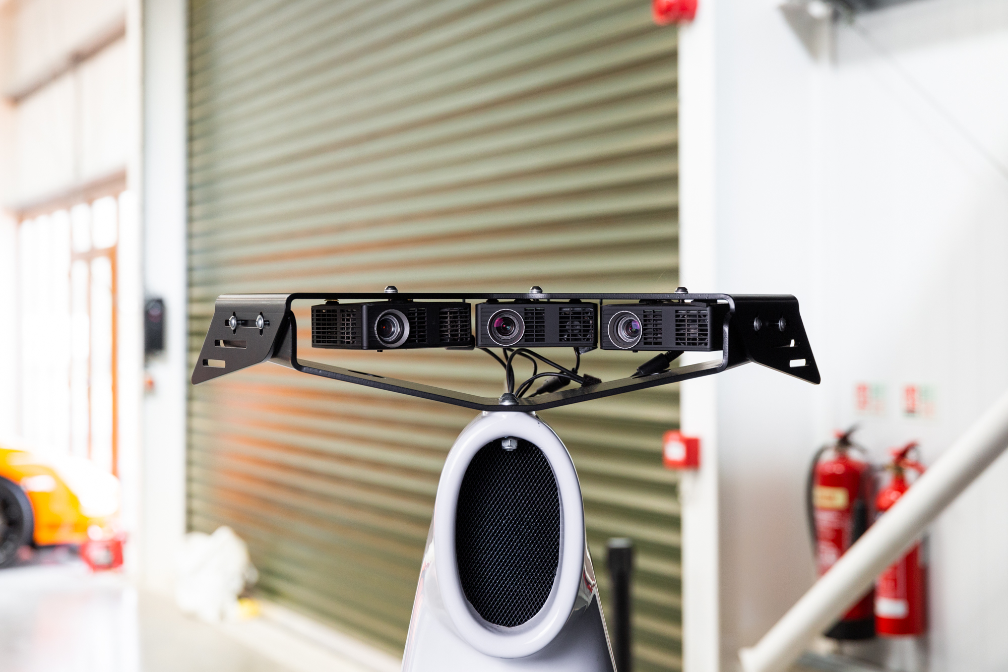 BRD SIMCELL AND V1-500 MOTION SIMULATOR - PRO DRIVER TRAINER
