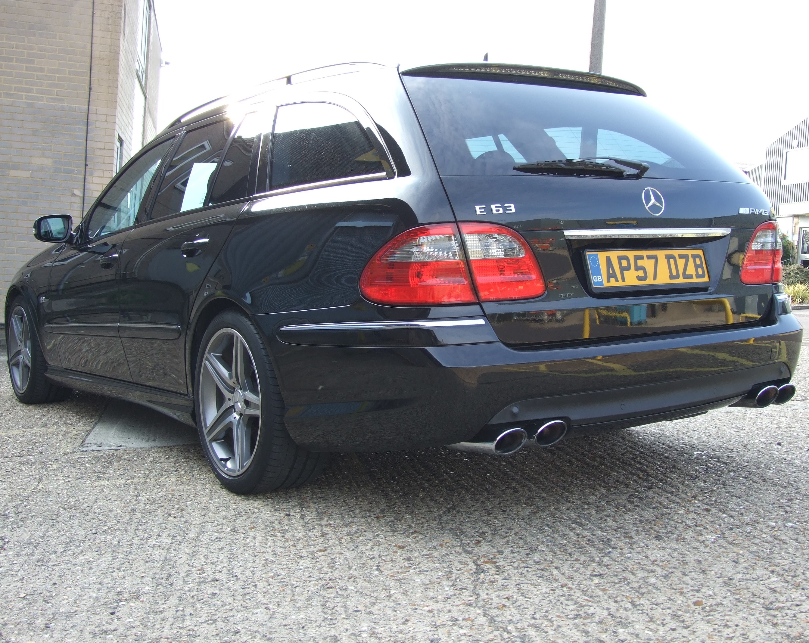 2007 MERCEDES-BENZ (W211) E63 AMG ESTATE for sale by auction in ...
