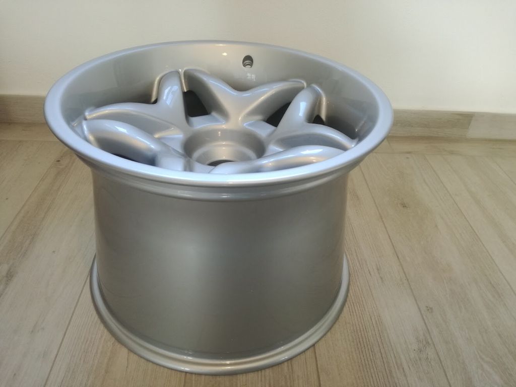 FERRARI F50 MAGNESIUM REAR WHEEL