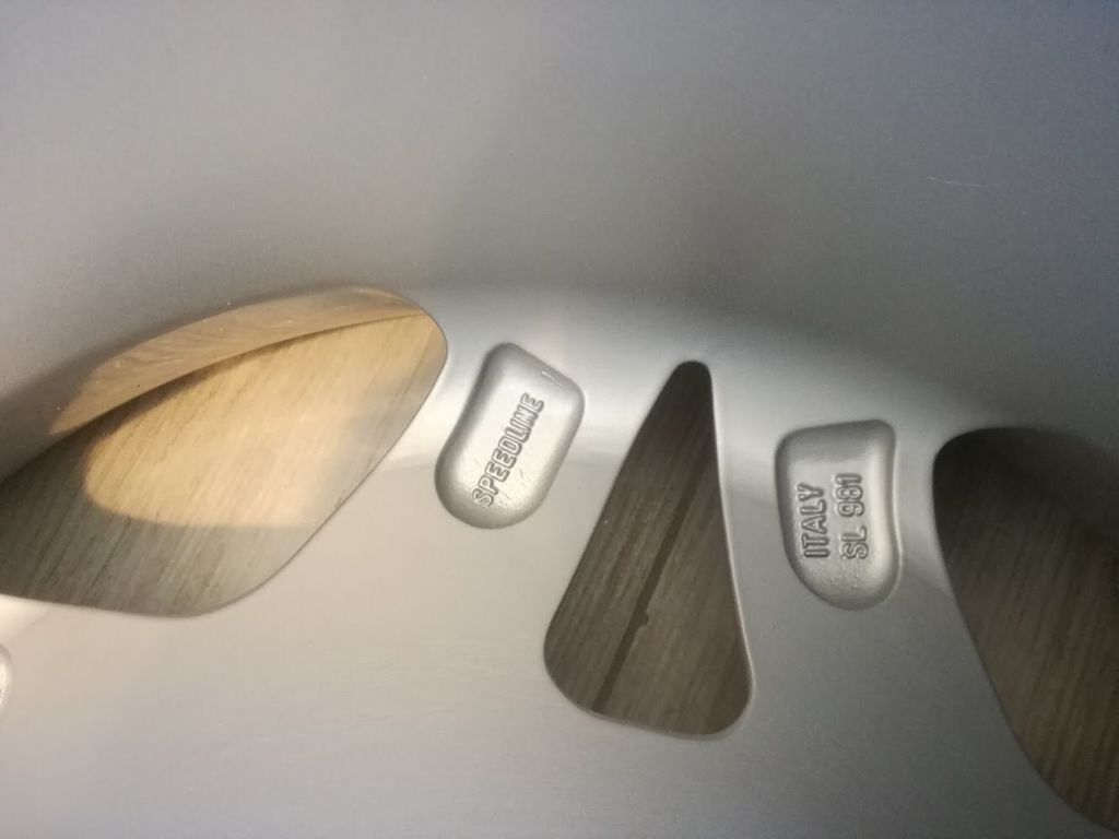 FERRARI F50 MAGNESIUM REAR WHEEL