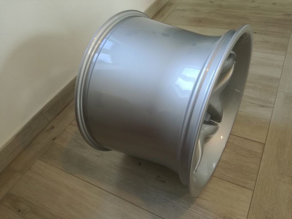 FERRARI F50 MAGNESIUM REAR WHEEL