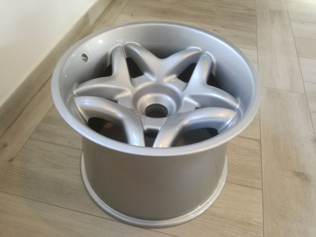 FERRARI F50 MAGNESIUM REAR WHEEL