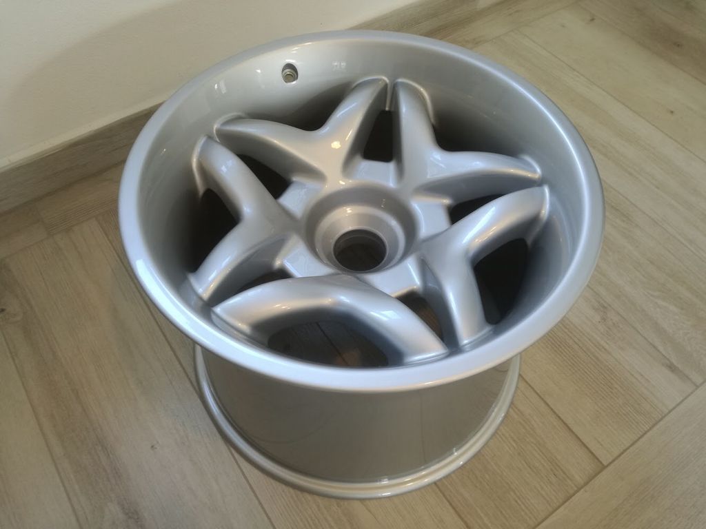 FERRARI F50 MAGNESIUM REAR WHEEL