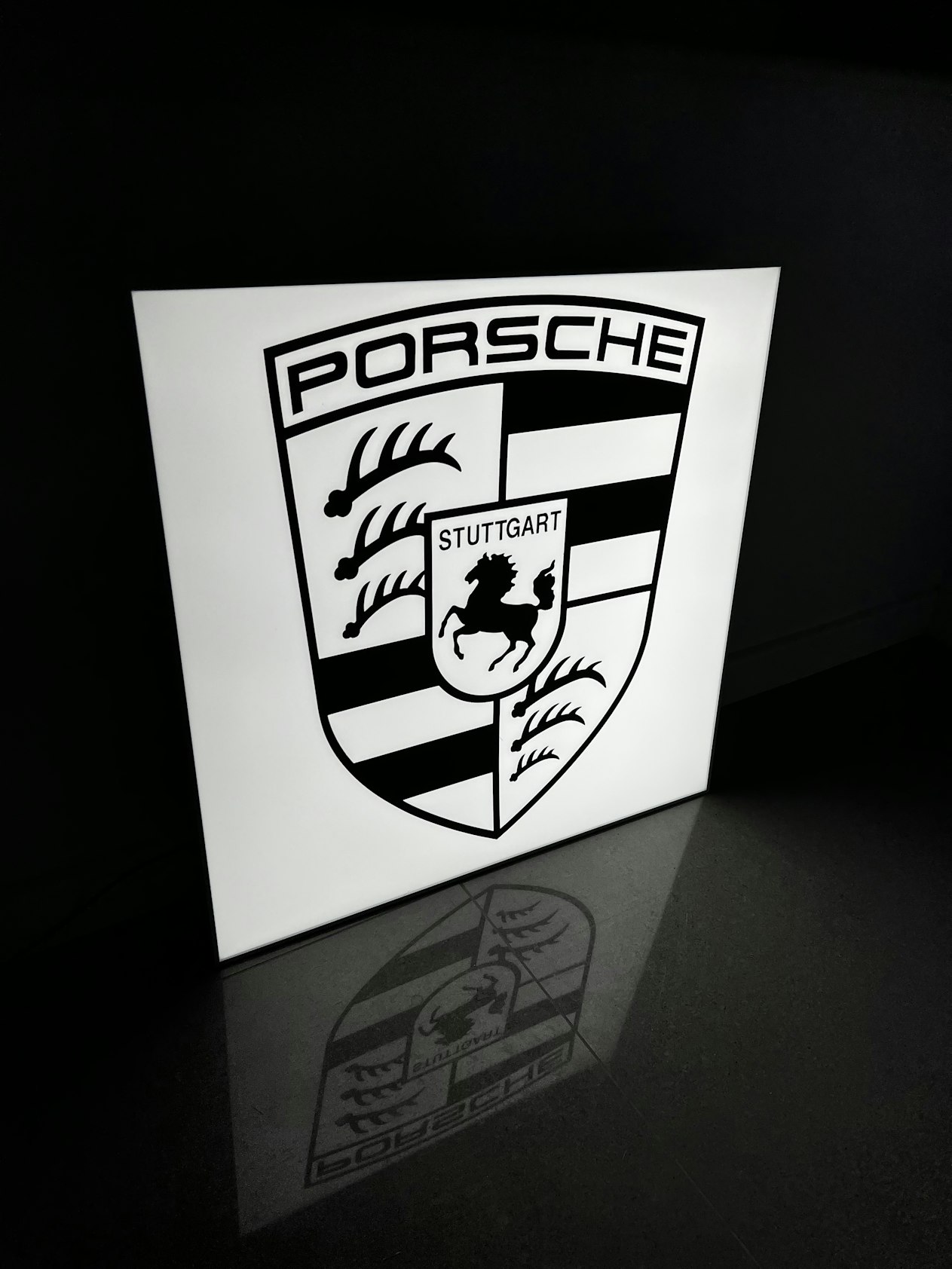 PORSCHE ILLUMINATED WALL SIGN