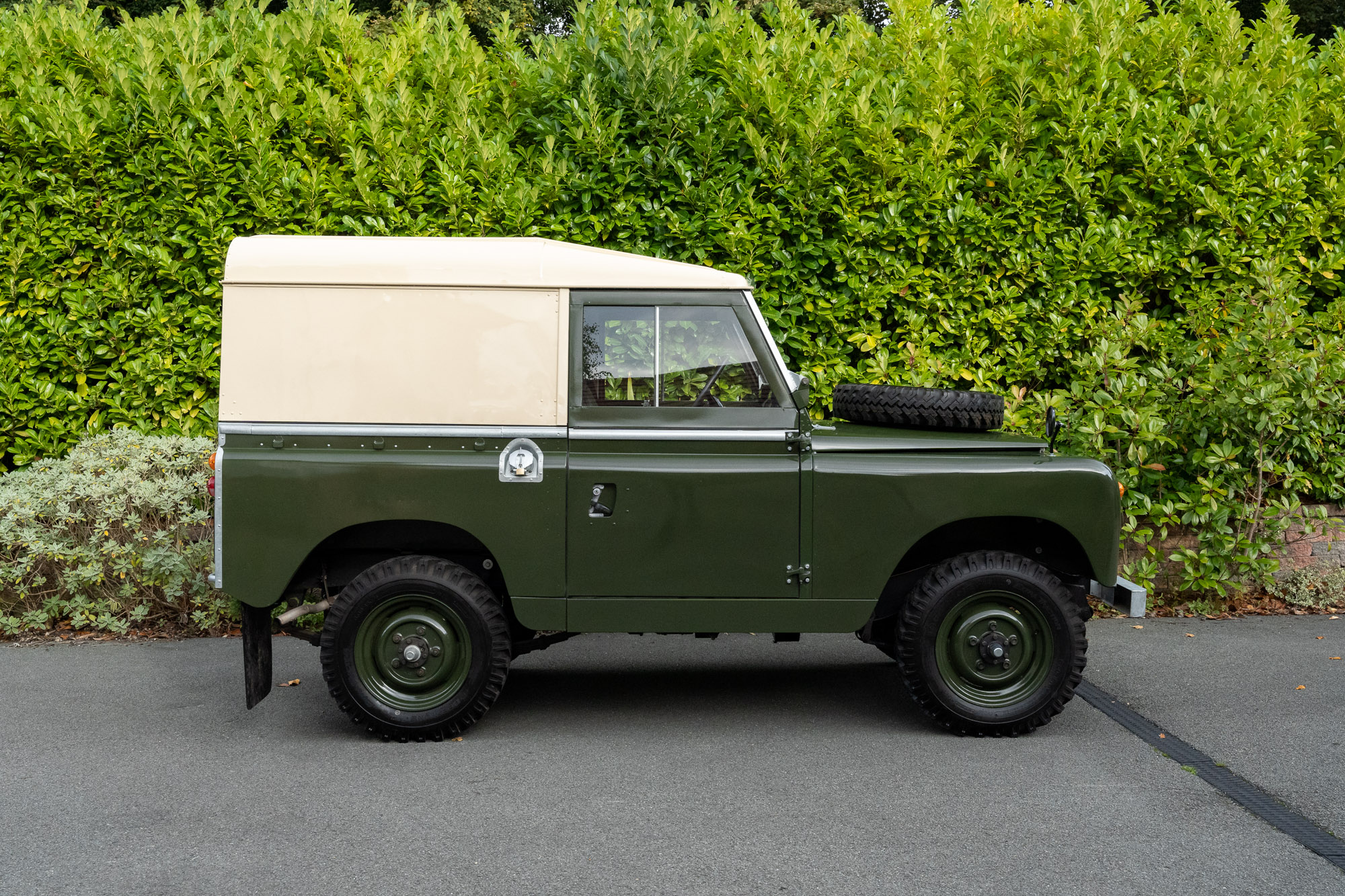 1968 LAND ROVER SERIES IIA 88" for sale by auction in Liverpool ...