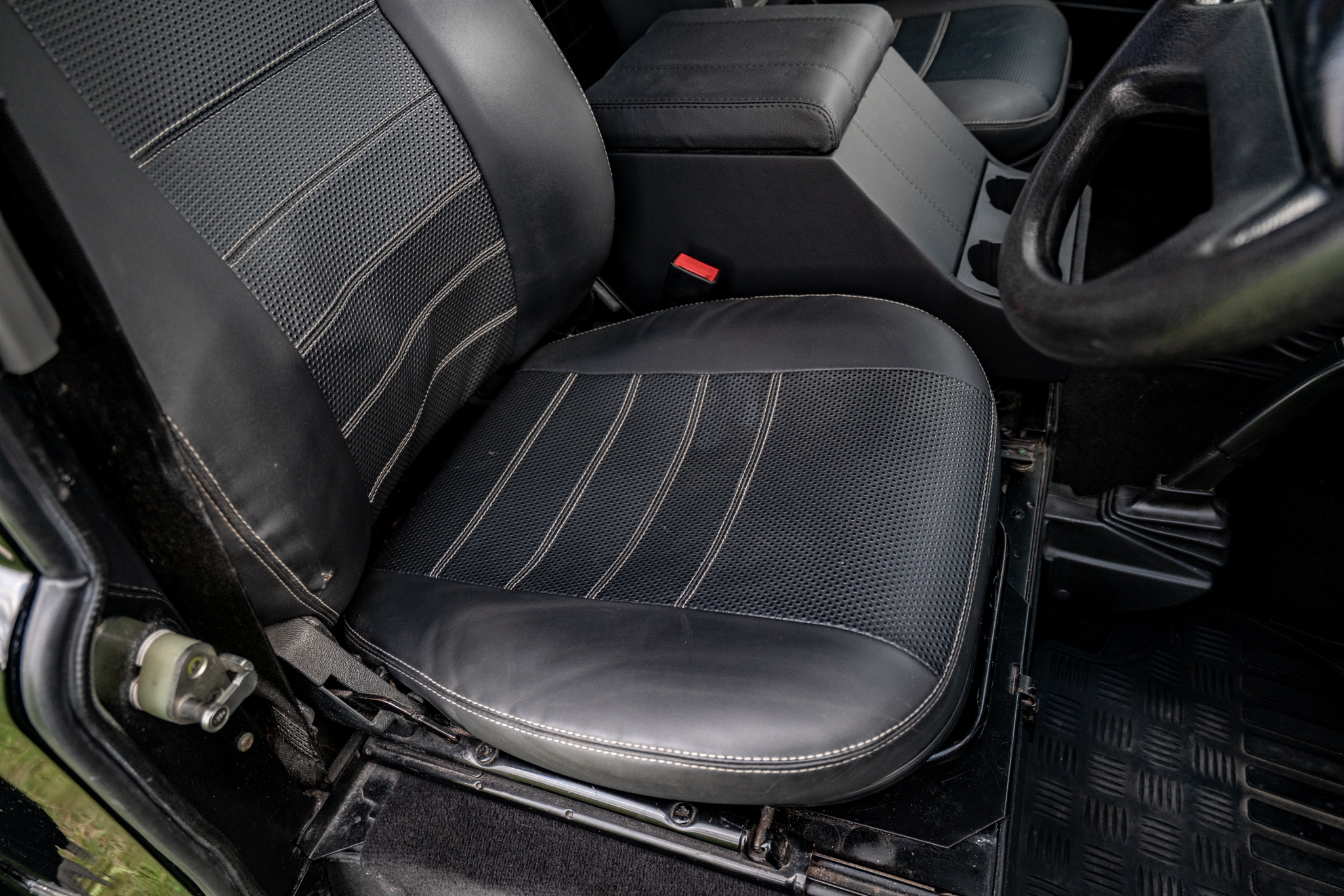 2004 LAND ROVER DEFENDER 90 TD5 - G4 CHALLENGE