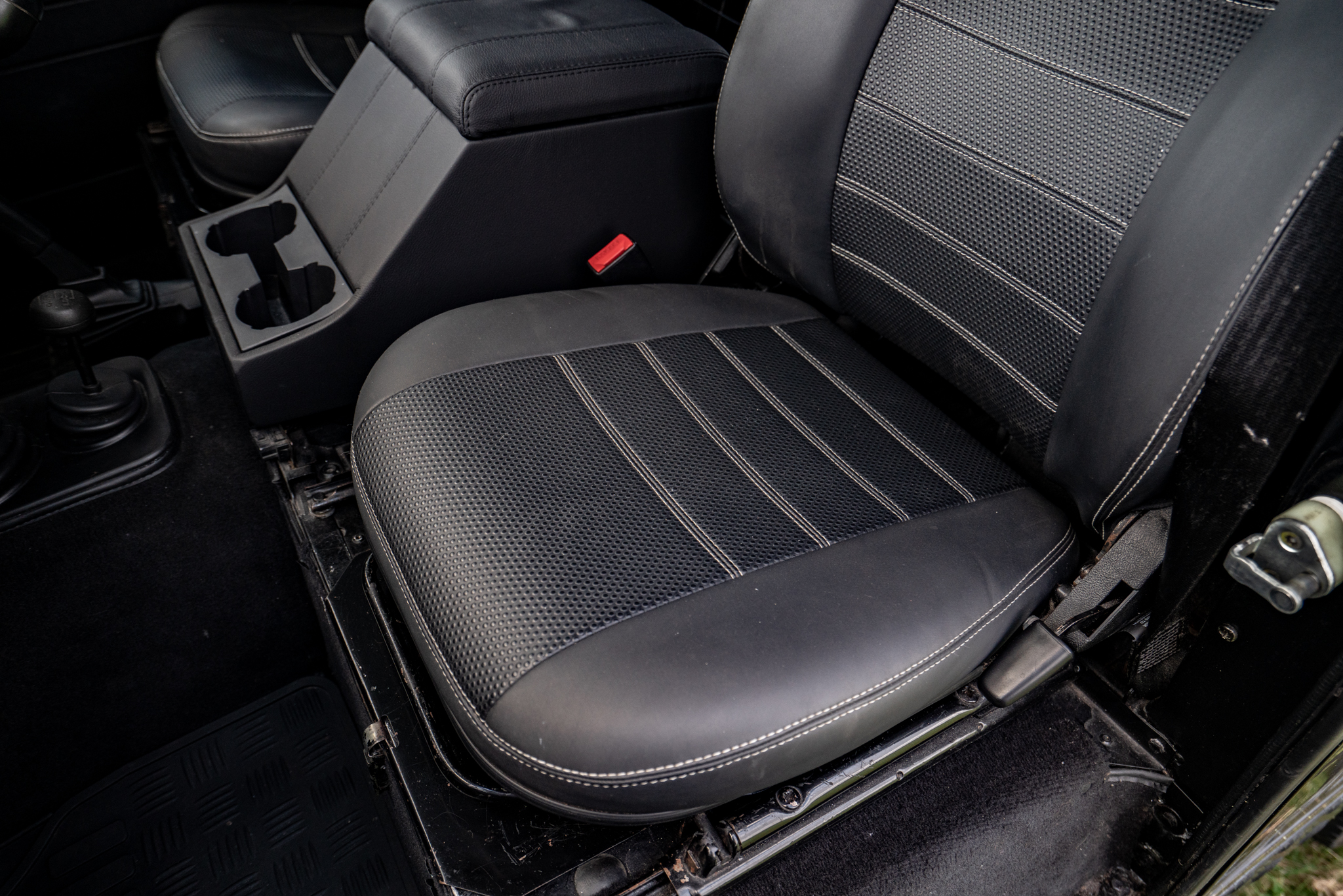 2004 LAND ROVER DEFENDER 90 TD5 - G4 CHALLENGE