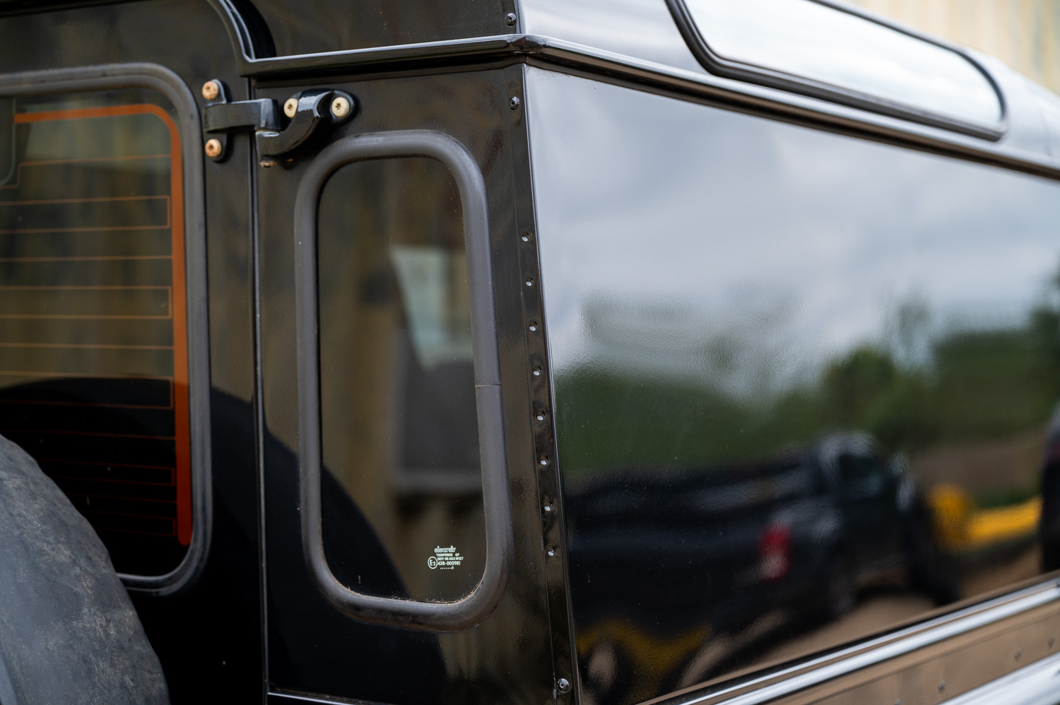 2015 LAND ROVER DEFENDER 90 XS HARD TOP